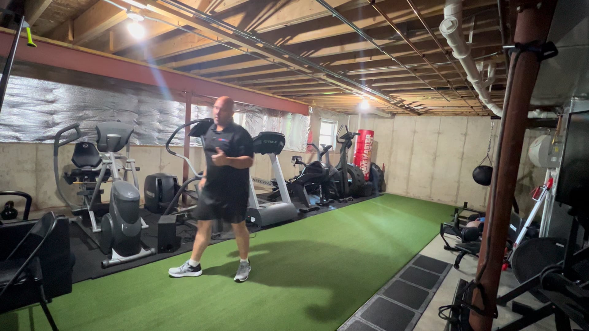 Intermediate Bodyweight Cardio Exercises on Vimeo