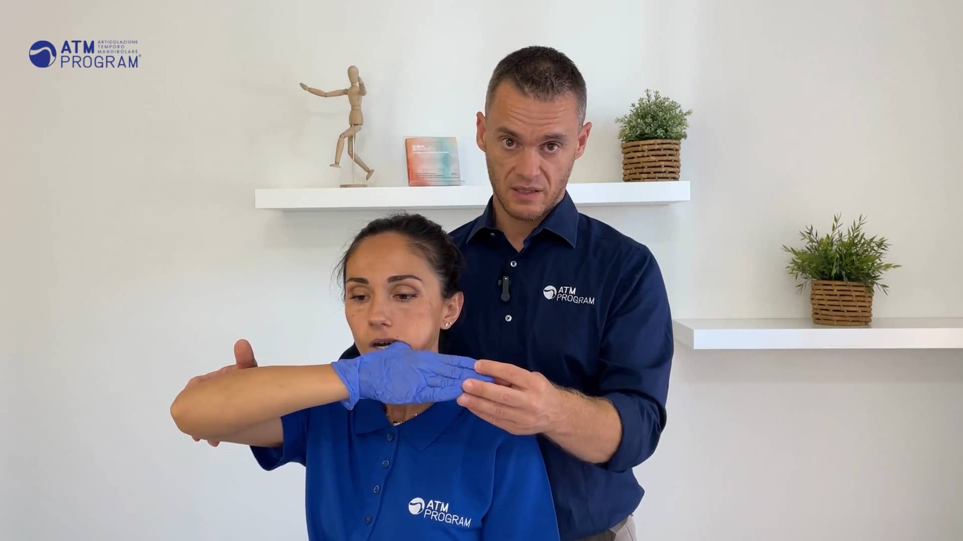 1. Esercizio per il rilassamento del muscolo massetere on Vimeo