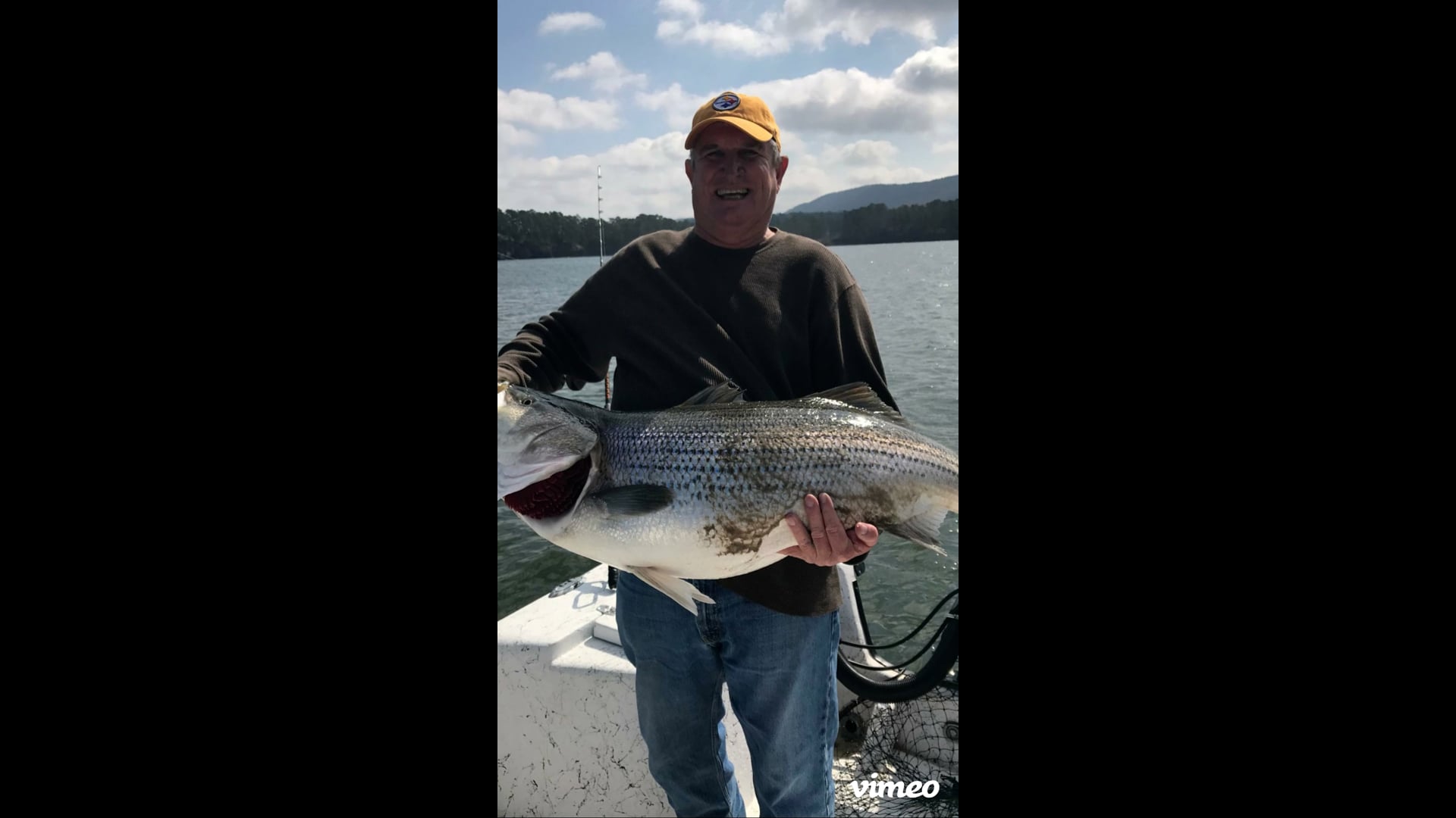 Guided Fishing Trips with Expert Striper Fishing Guide