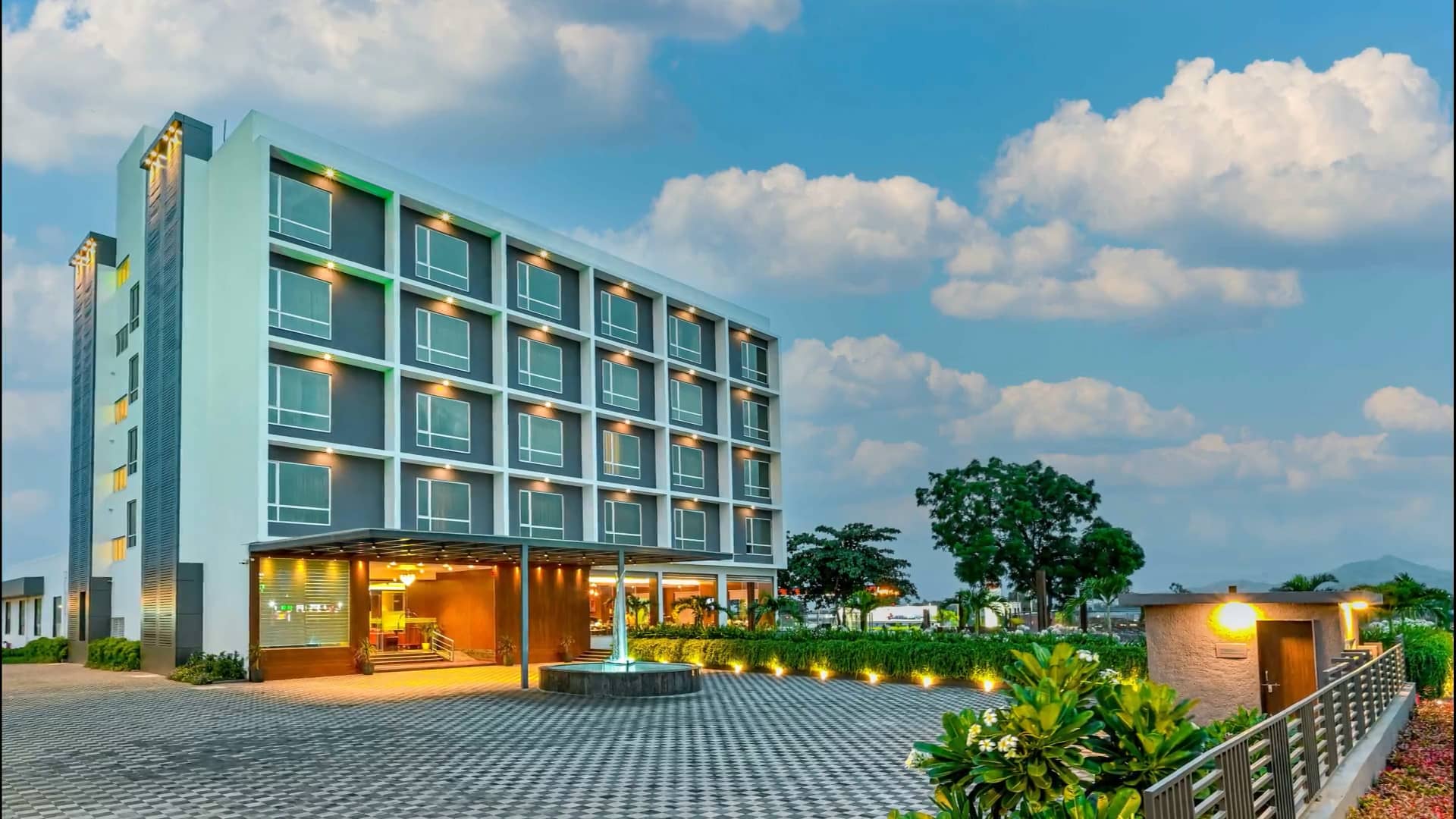 Effotel Sarola on Vimeo