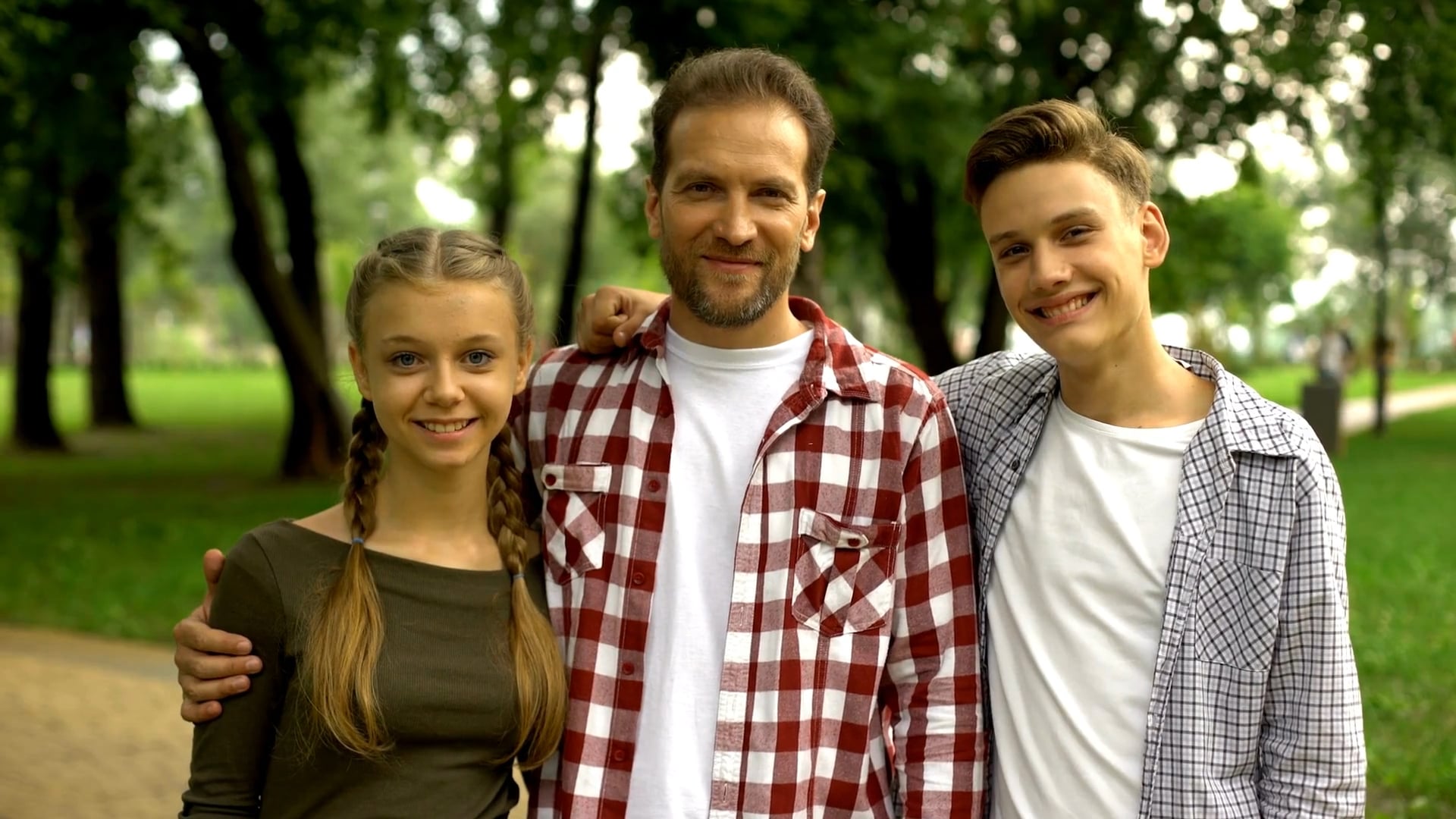 Child, Youth and Family Services | Family Roots For Life