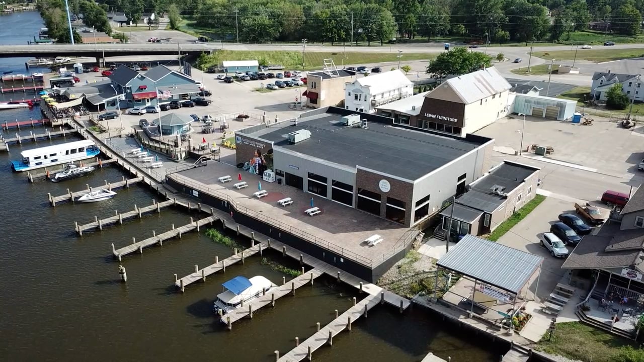 Fremont River Deck - Wedding Venue, Bridal Shower Venue