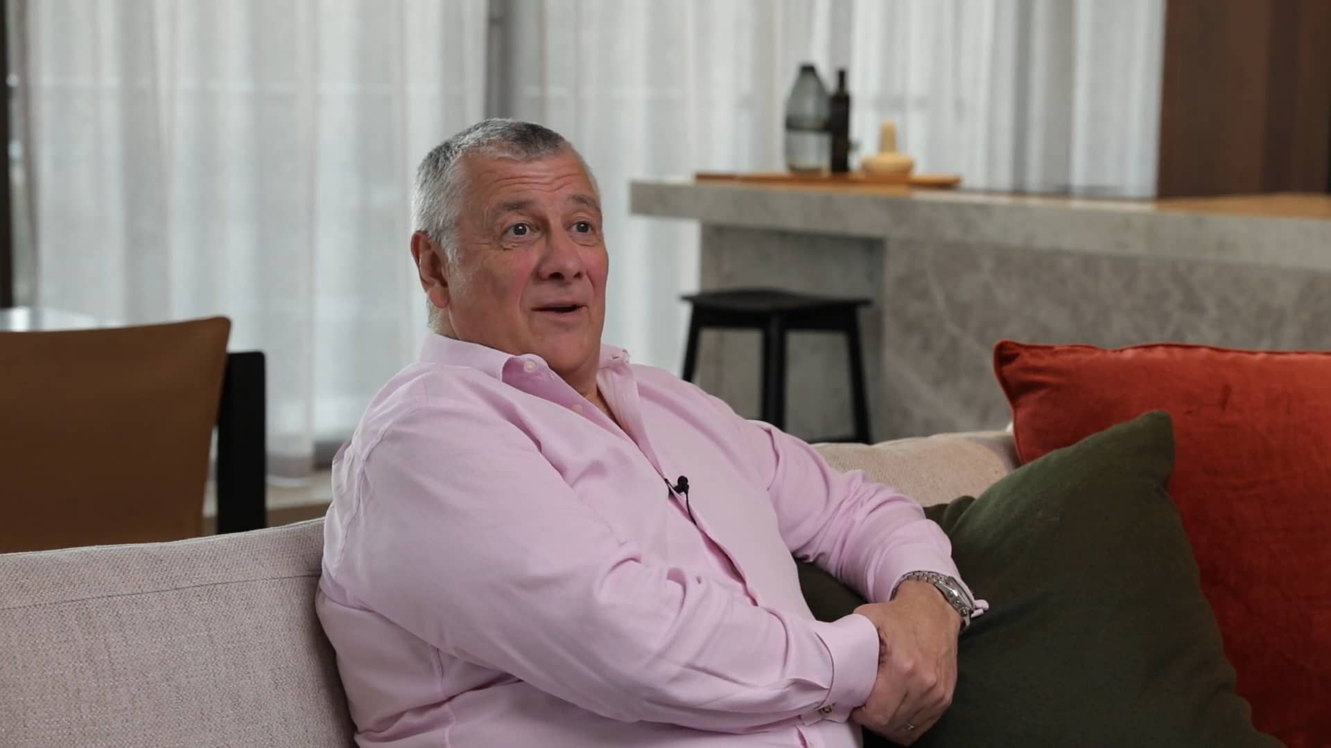 Meet the Neighbours - Neil on Vimeo