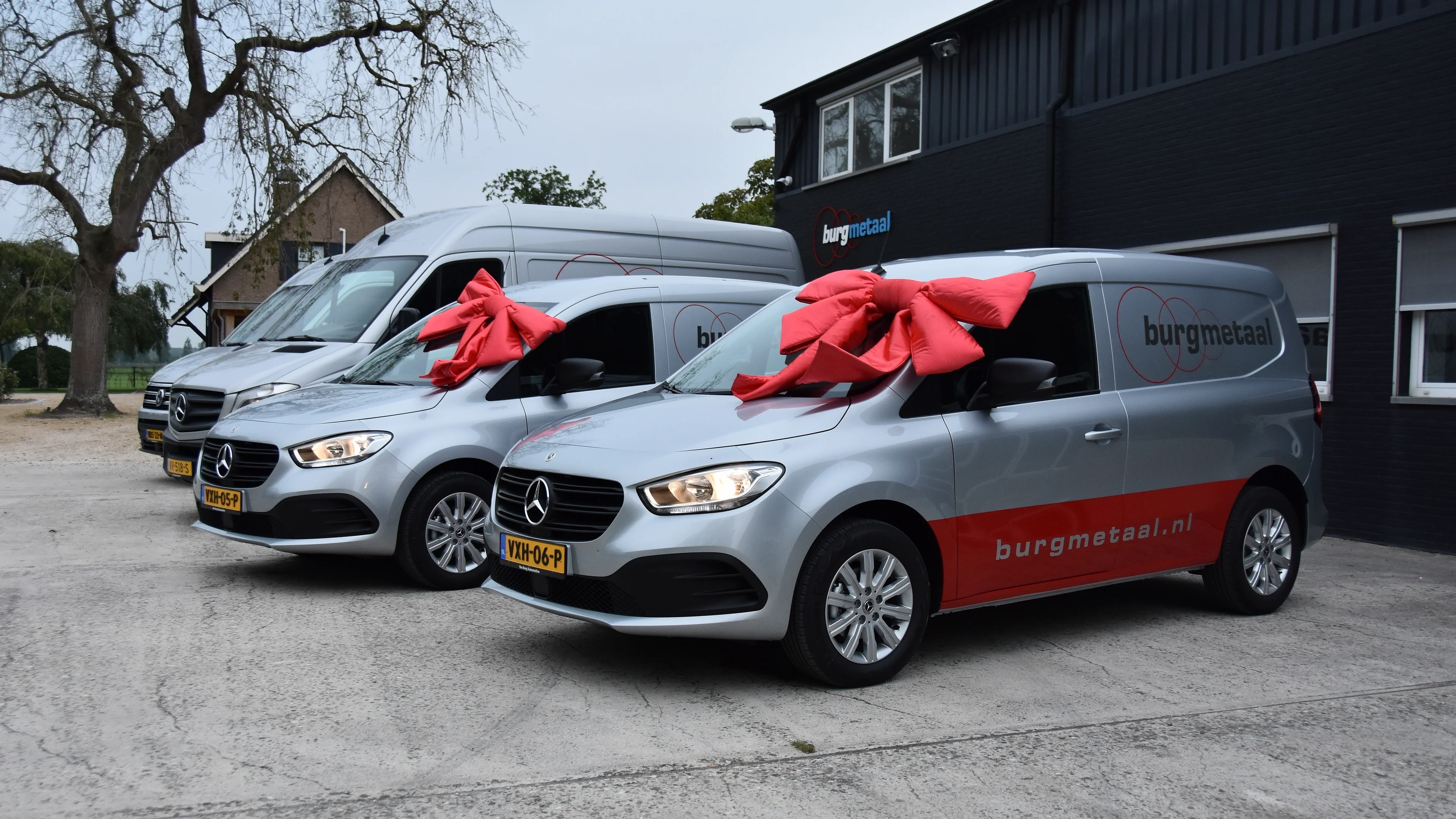 Levering-Mercedes-Benz-Citan-Van-Burg-Automotive on Vimeo