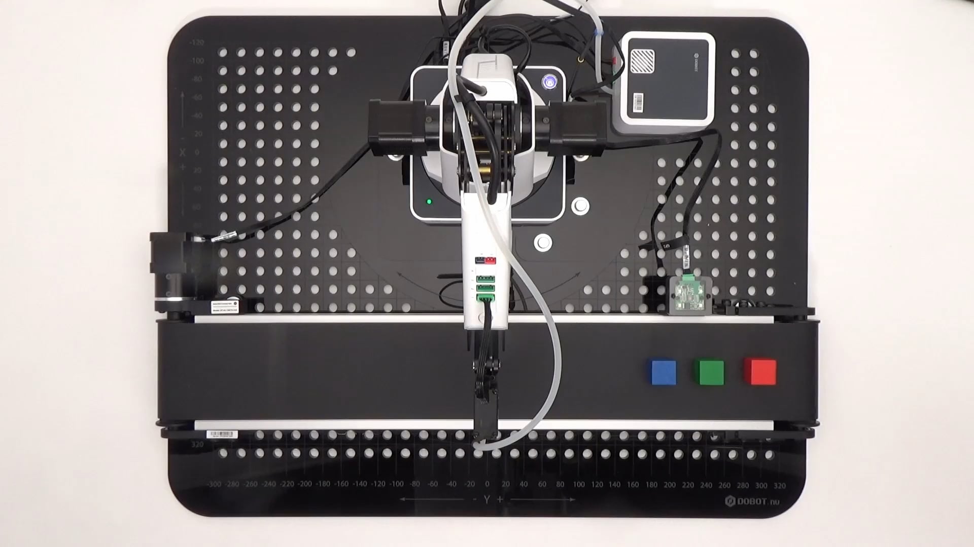 Dobot Magician & Conveyor belt - 08 Assignment: Colour sensor ...