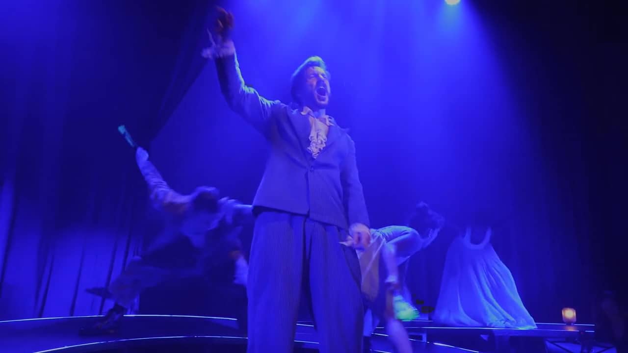 Zoy Frangos as Pierre singing 'The Duel' - Natasha, Pierre & The Great ...