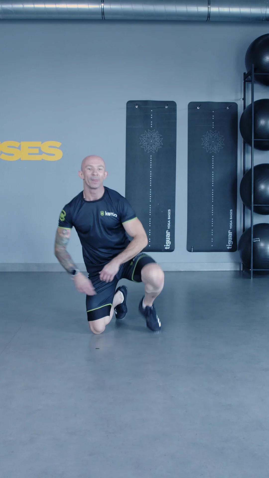 07-T-BRIDGE TOE TAP (English) on Vimeo