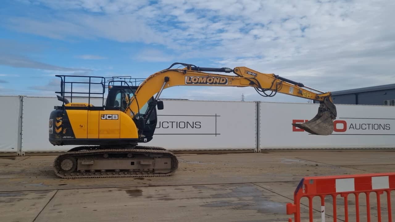 JCB JS131LC - Leeds September 23 on Vimeo