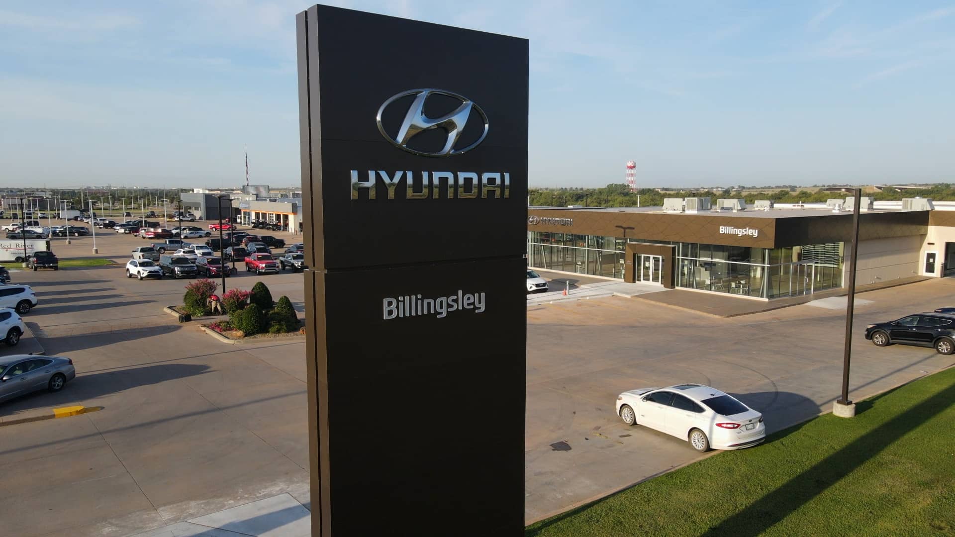 Hyundai signage on Vimeo