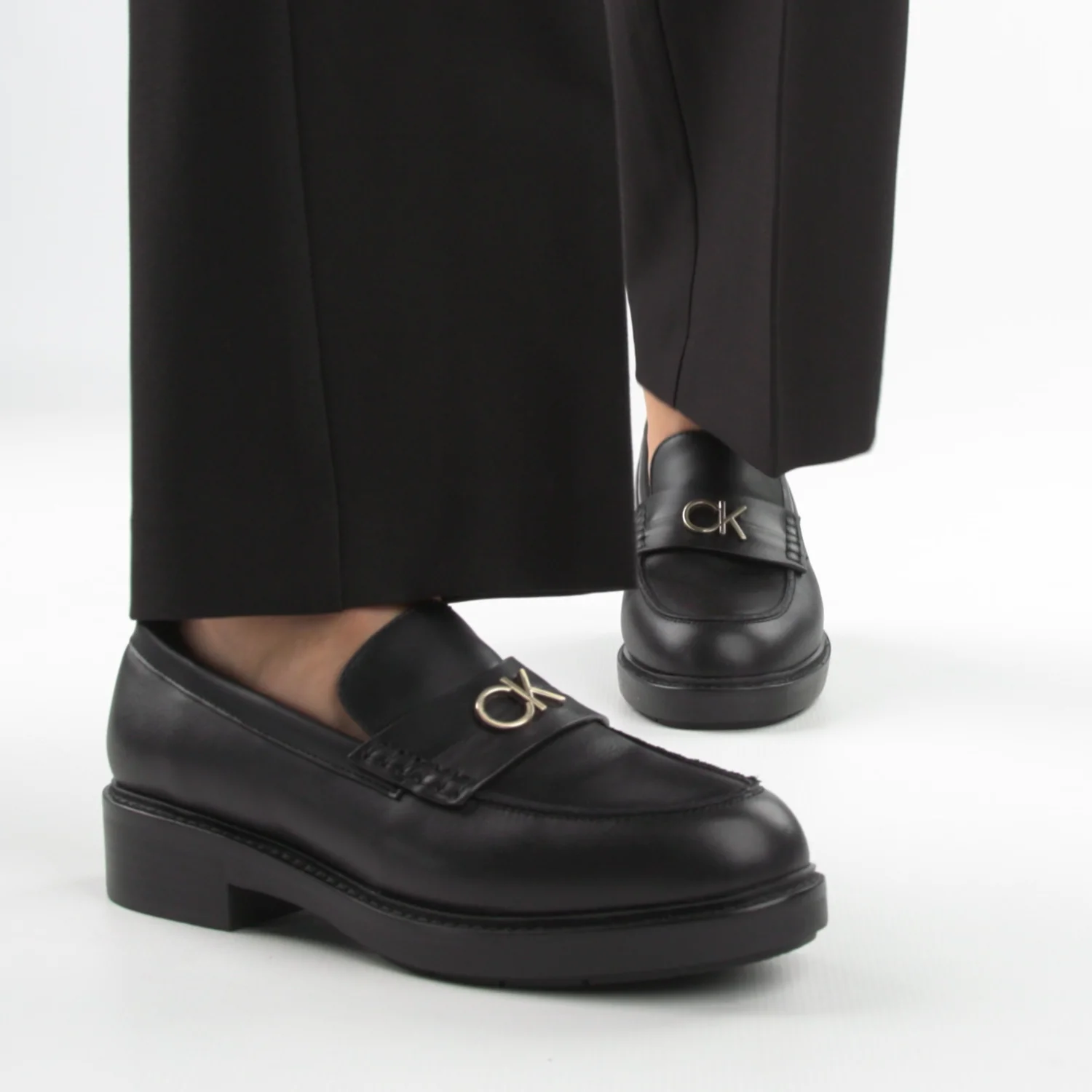 0000303060589 on Vimeo