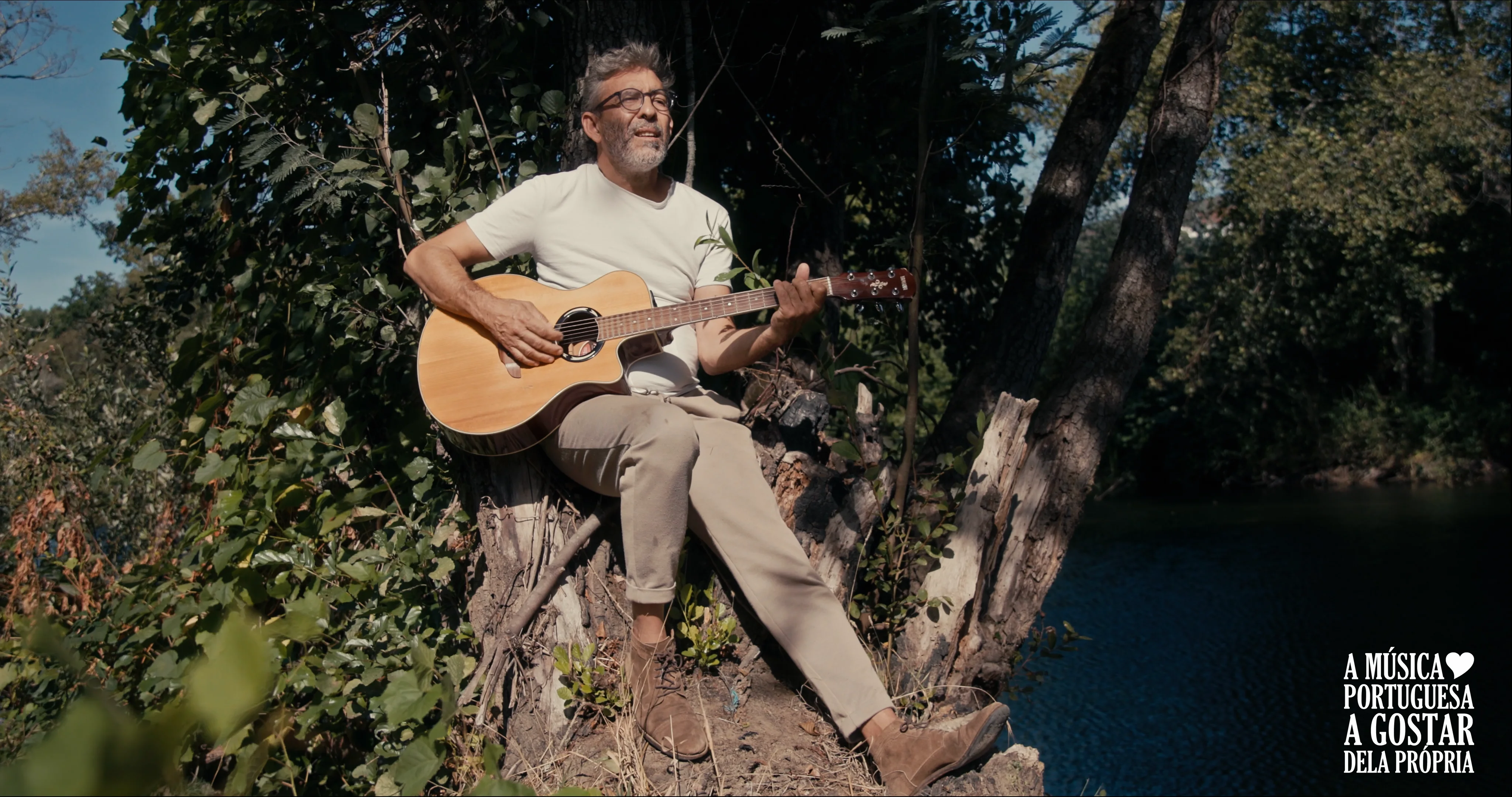 Mário Caeiro - "A vida são dois dias" on Vimeo