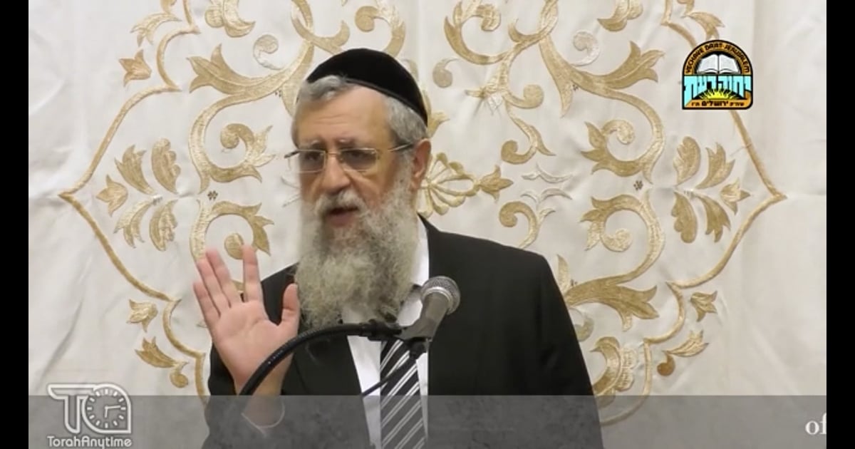 R' David Yosef | אמירת ברכות השחר וברכות התורה קודם הסליחות