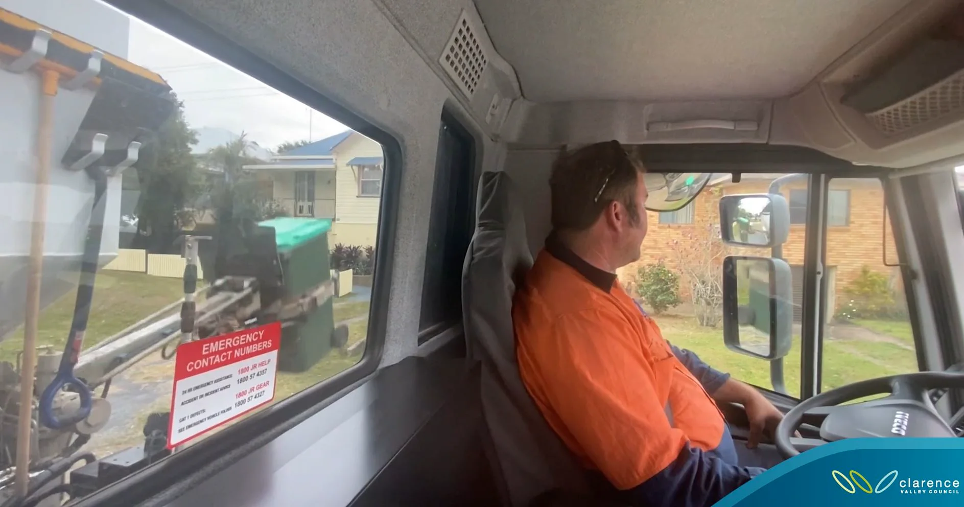 On board a JR Richards & Sons waste collection truck on Vimeo