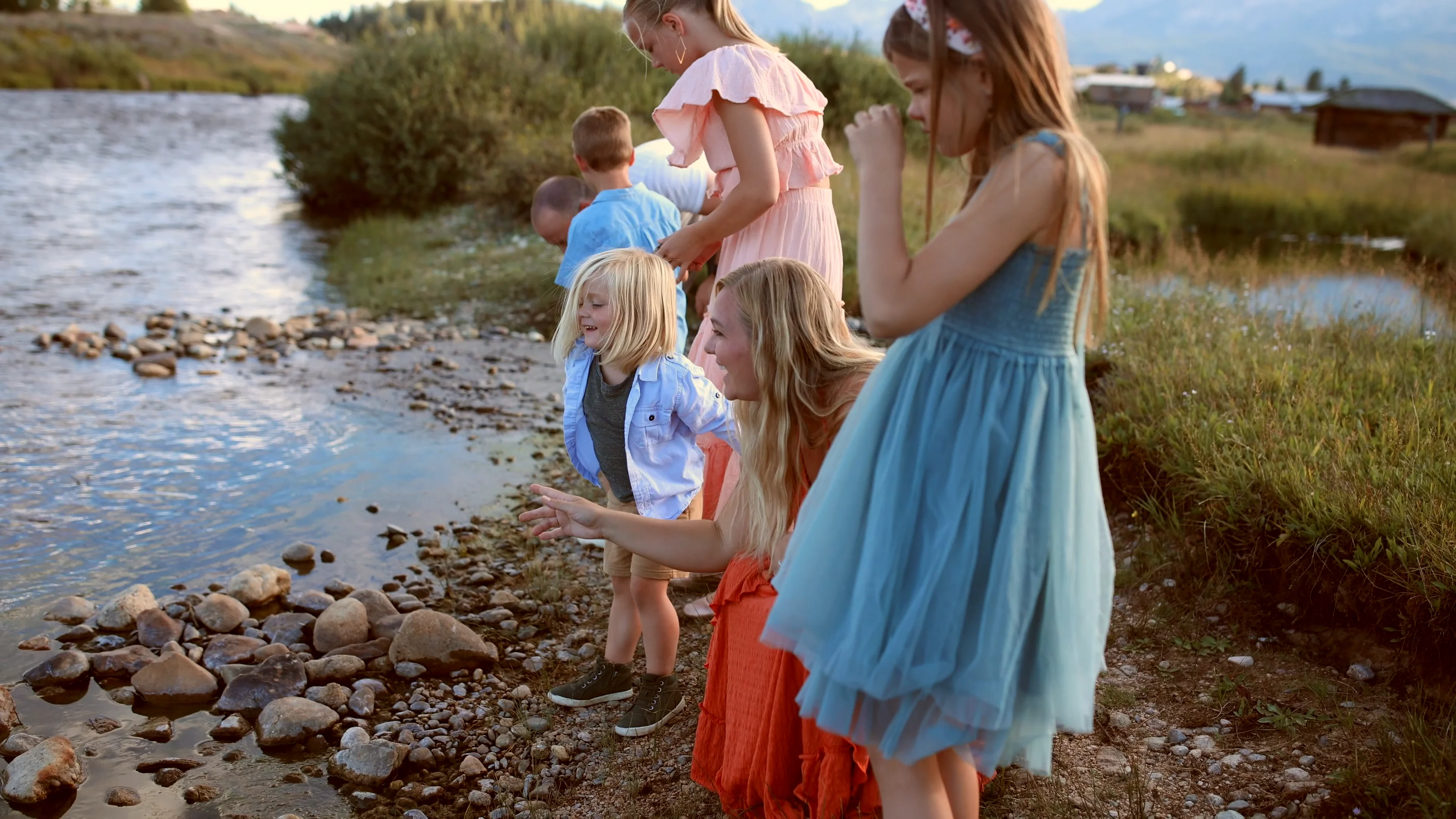 Holly Sawtooth on Vimeo