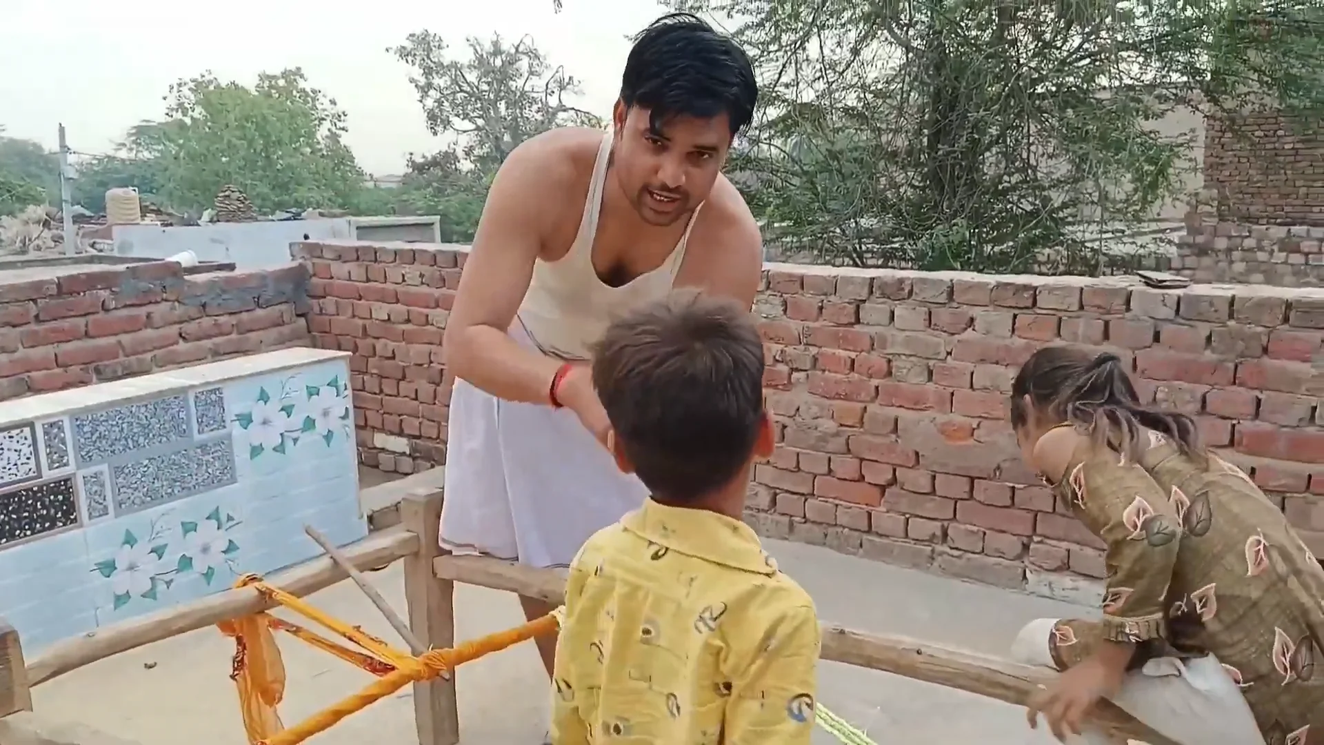 दोस्तों आज मैने चारपाई बनाई - new vlogs video by neeraj kaim vlogs and sourabh joshi vlogs on Vimeo