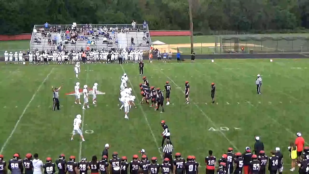 (1)32-yard completion to Tyler Nerges on Vimeo