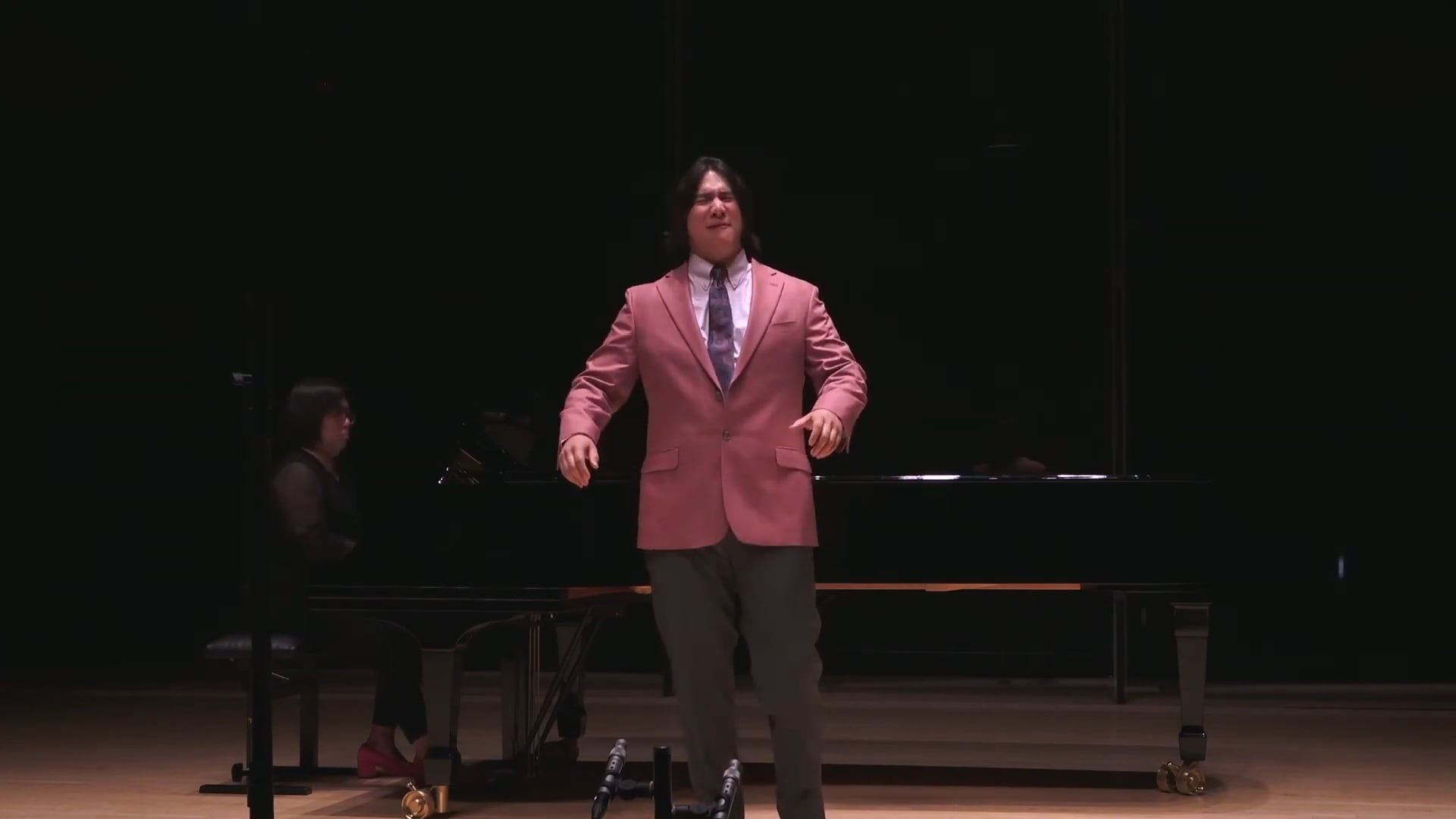 Nicholas Lin - Tenor Singer and AV Consultant