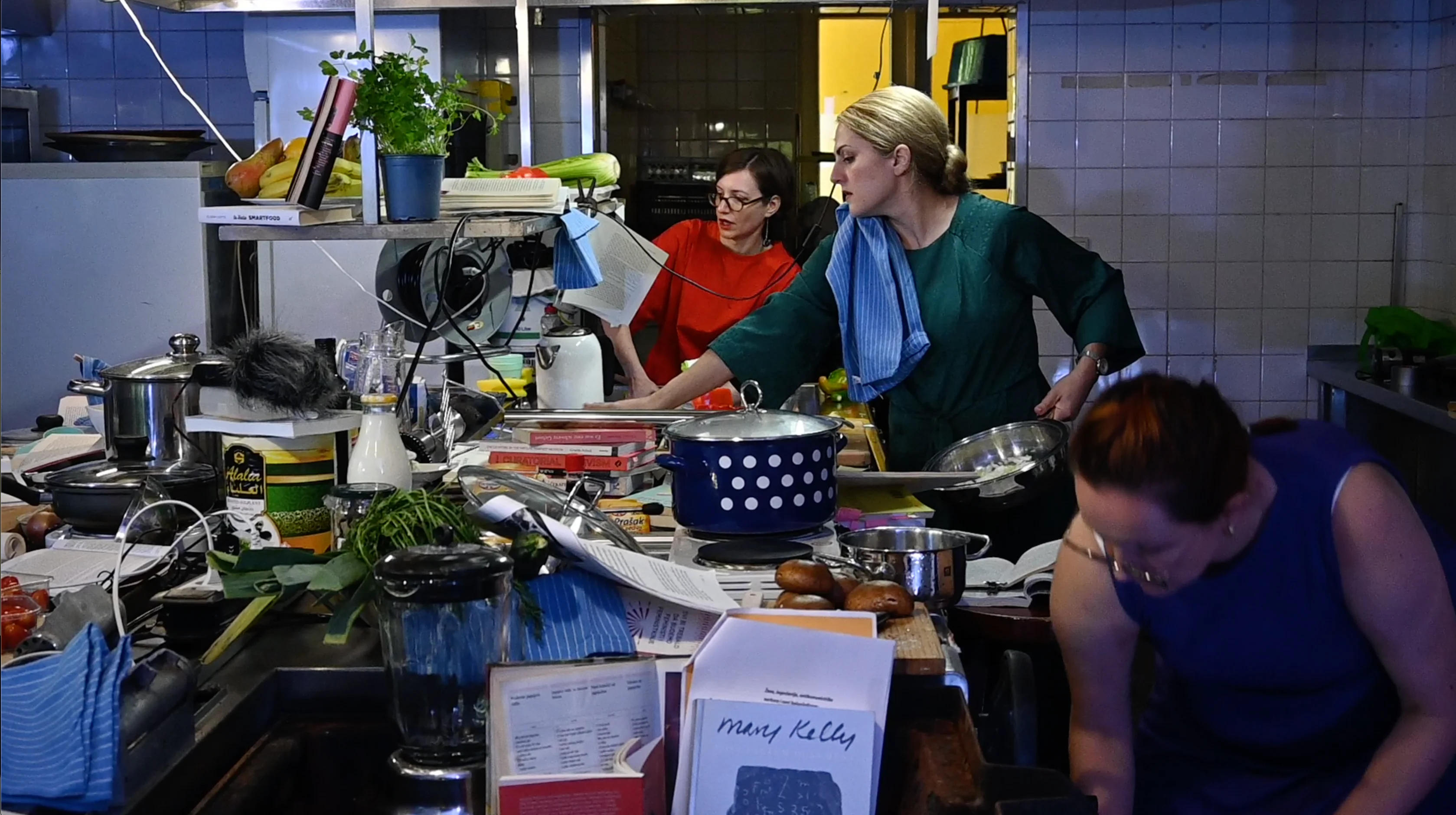 Kitchen 3 / 2022 / trailer on Vimeo