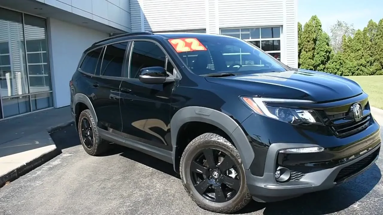 USED 2022 Honda Pilot at Muller Honda of Gurnee (USED) #P2493 on Vimeo
