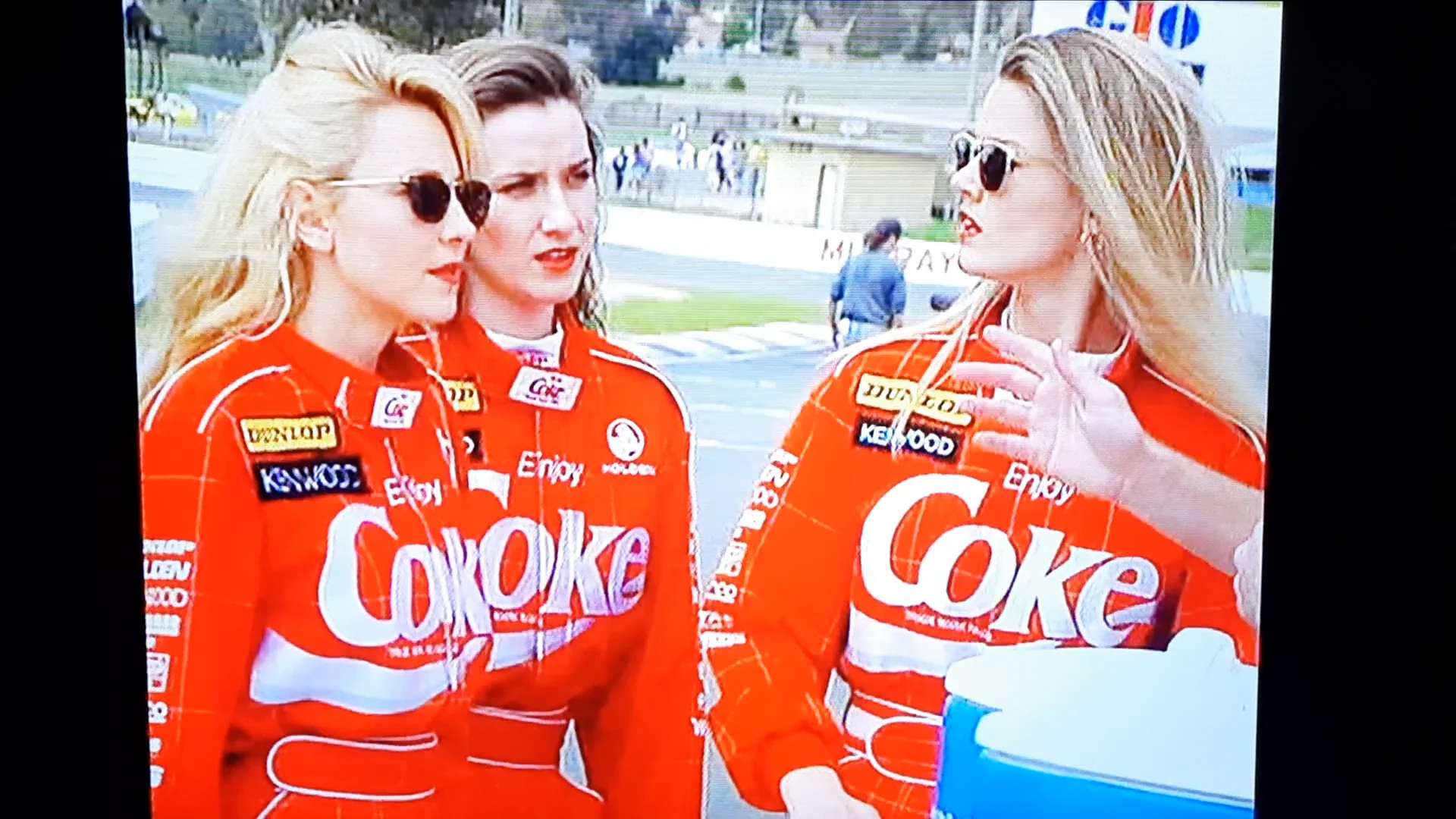 Peter Jackson Grid Girls at Bathurst 1995 on Vimeo