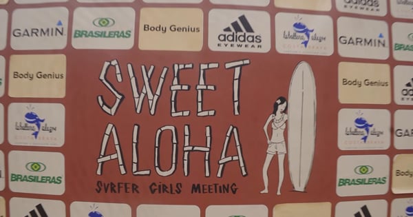 200 dones a la concentració del Sweet Aloha - Canal 10 Empordà