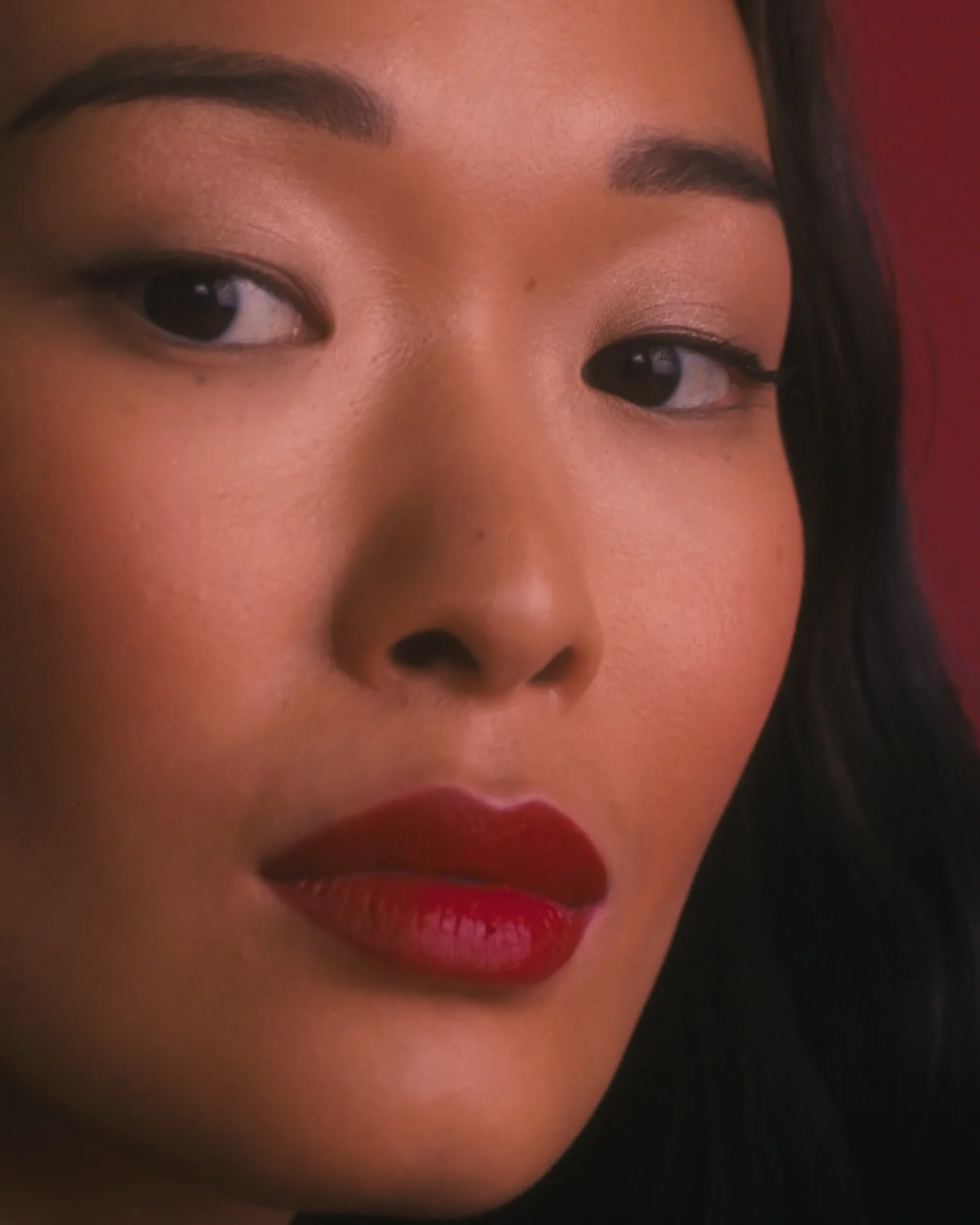 CPB - Lipstick Legend Of Rouge - 4x5 on Vimeo