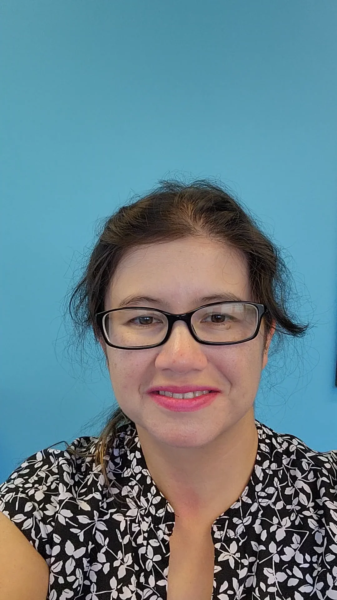 April Lau, LMHC Cognitive Behavioral Therapist on Vimeo