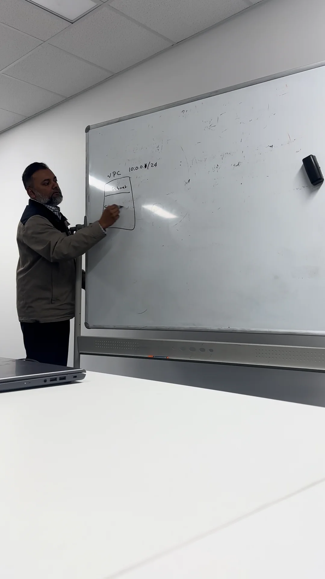 Video guide on Major Assignment on Vimeo