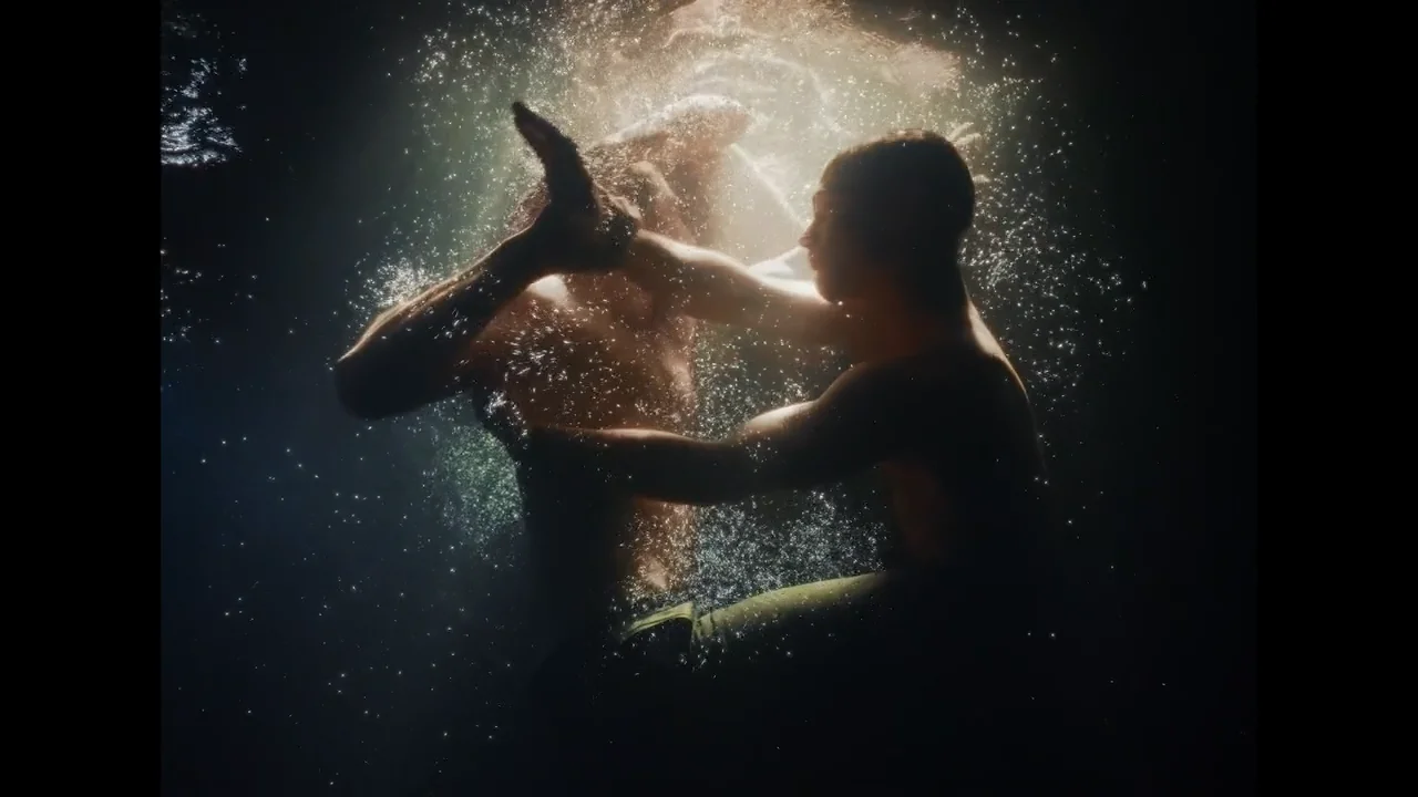 London Grammar, SebastiAn - Dancing by Night on Vimeo