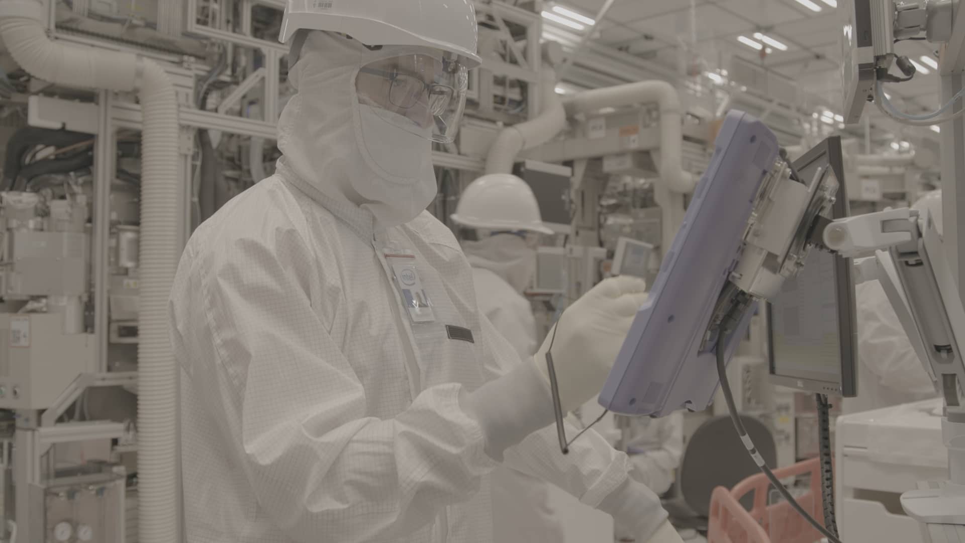 Intel Fab 34 in Leixlip, Ireland (B-Roll) on Vimeo