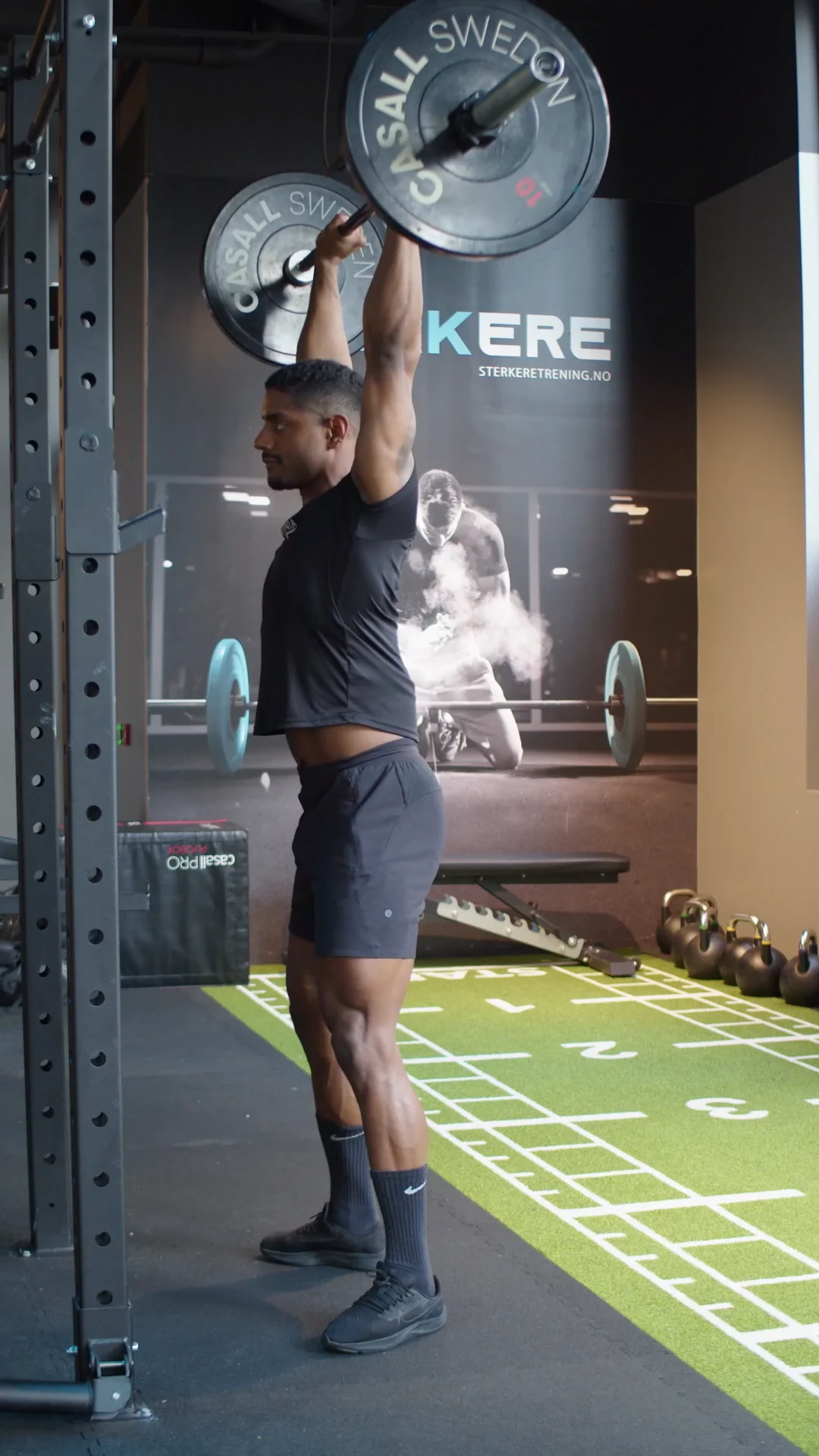 overhead squat m stang on Vimeo