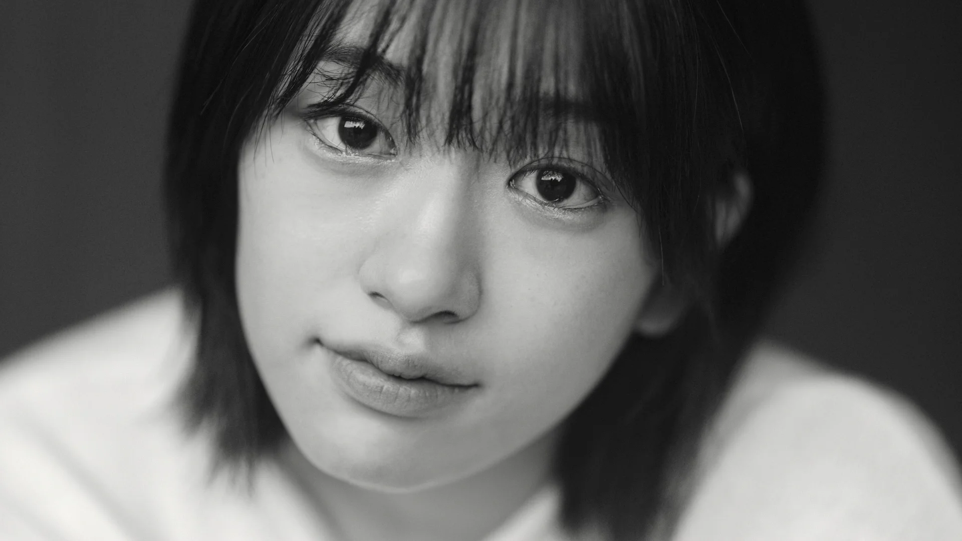 IVE 'Either Way’ teaser, Yujin on Vimeo