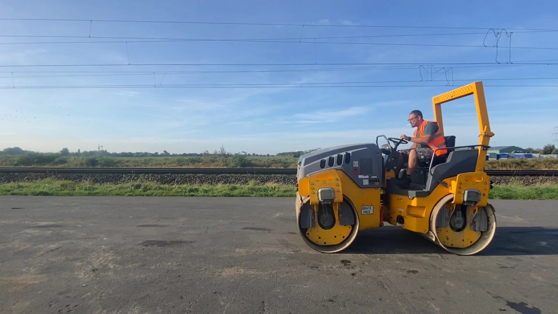 Hamm Double Drum Vibrating Roller, Roll bar - Dormagen October 23 on Vimeo