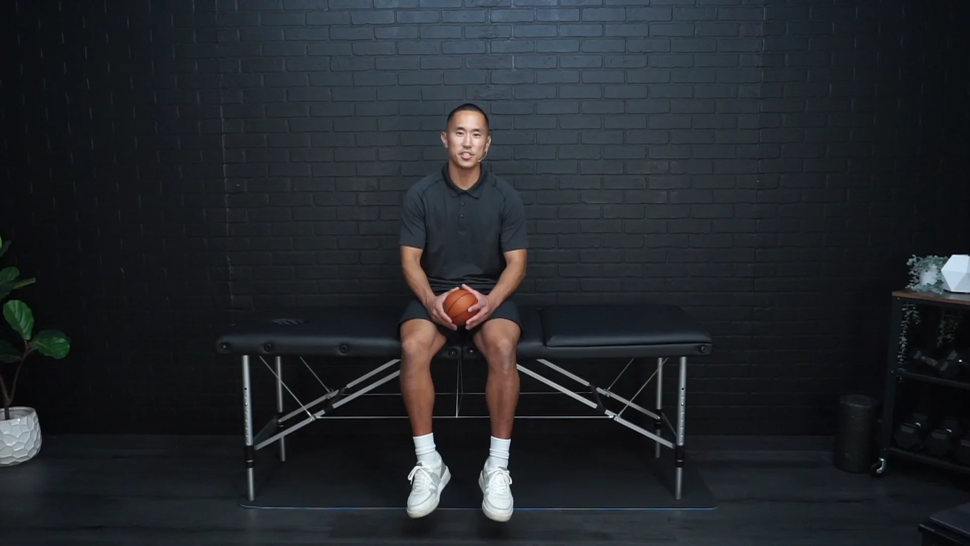 Seated Hip Rotation on Vimeo