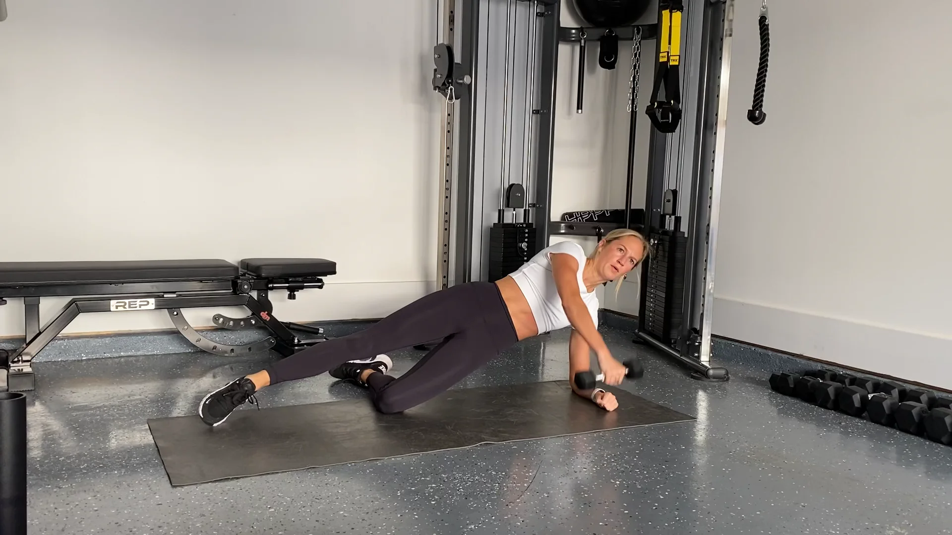 Kneeling Side Plank Powell Raise on Vimeo