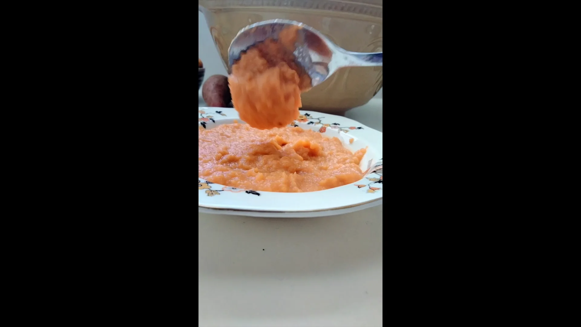 Spoon tilt test on Vimeo