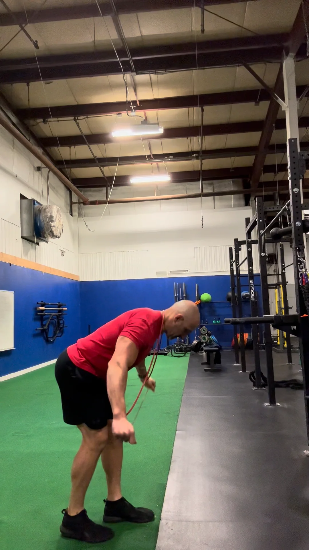 Kickstand RDL with Band Pull Apart on Vimeo