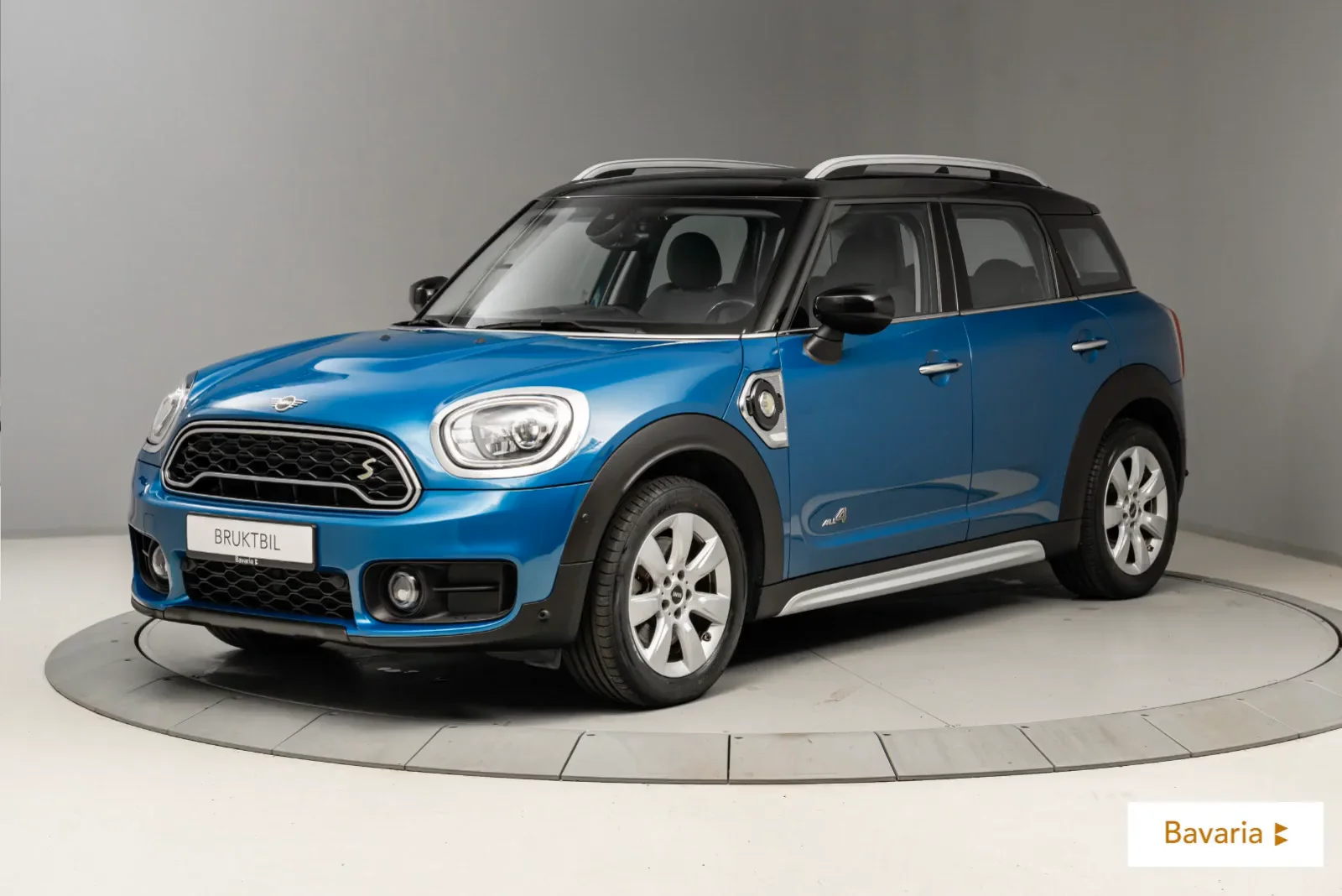 MINI Countryman Cooper S E ALL4 Essential on Vimeo
