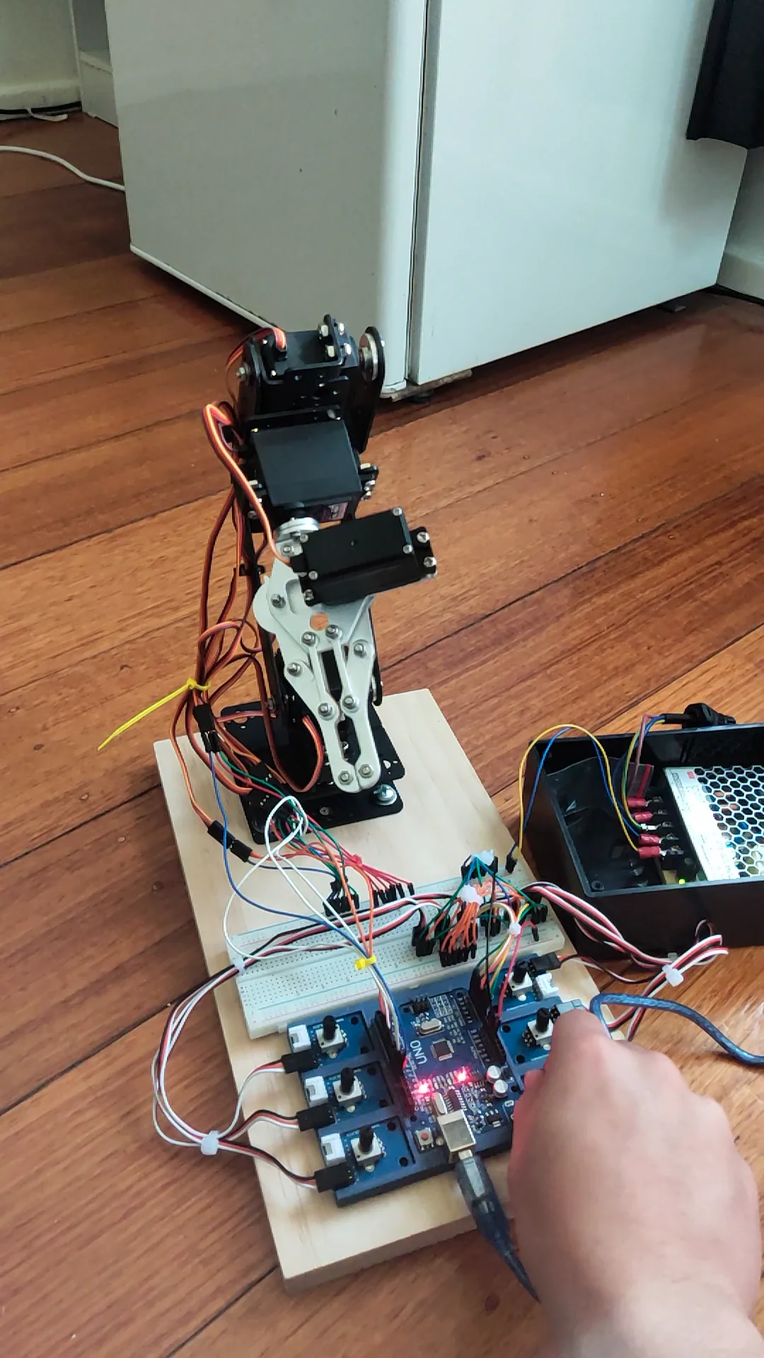 Arduino Robotic Arm Demonstration on Vimeo