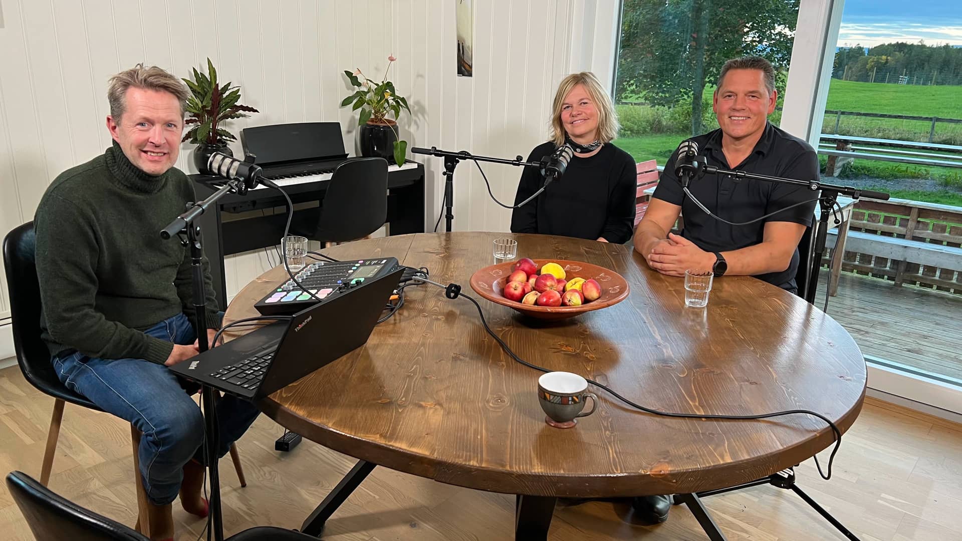 På trua laus - Rønnaug og Øyvind Løvrød on Vimeo