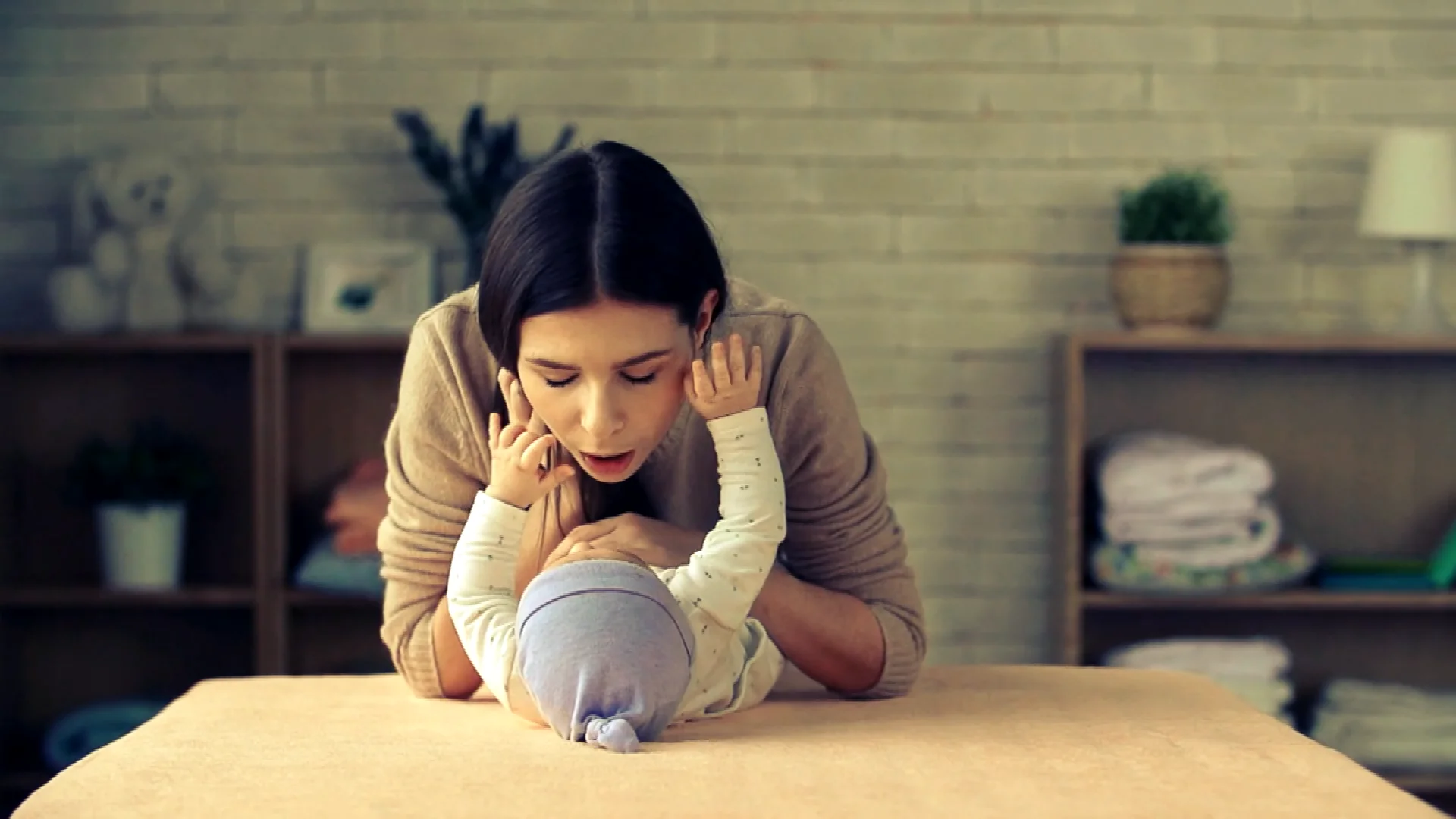 Babies_Marketing_Video_Spot1_purple_31sec on Vimeo