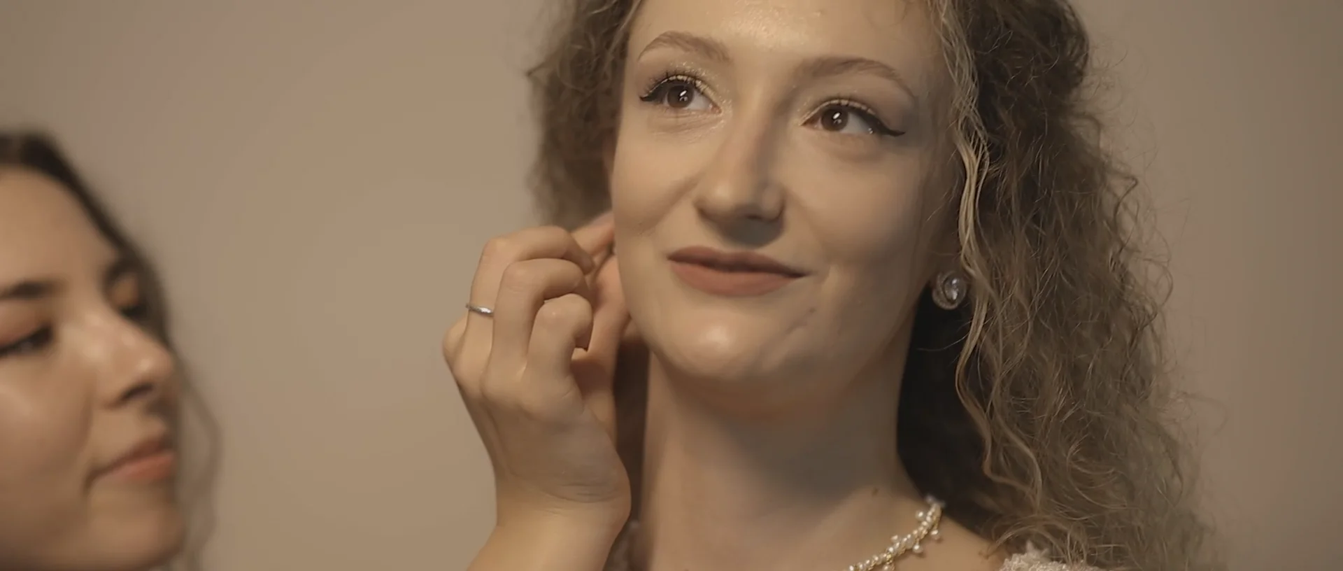 Maria și Sergiu și-au lăsat pe mâinile noastre atât cununia civilă ...