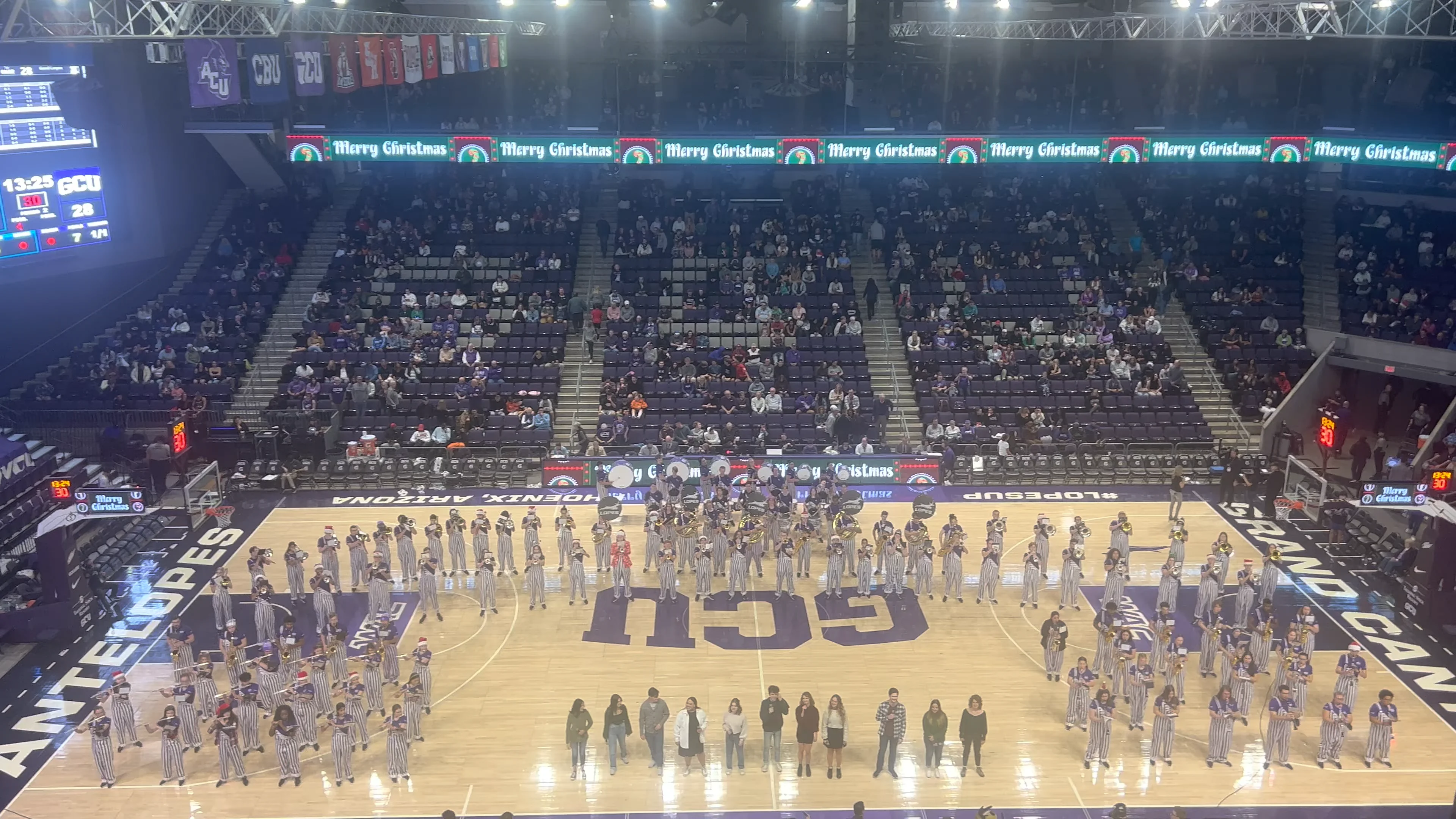 CAMTacular Christmas - 2022 Thundering Heard Pep Band Halftime Performance on Vimeo