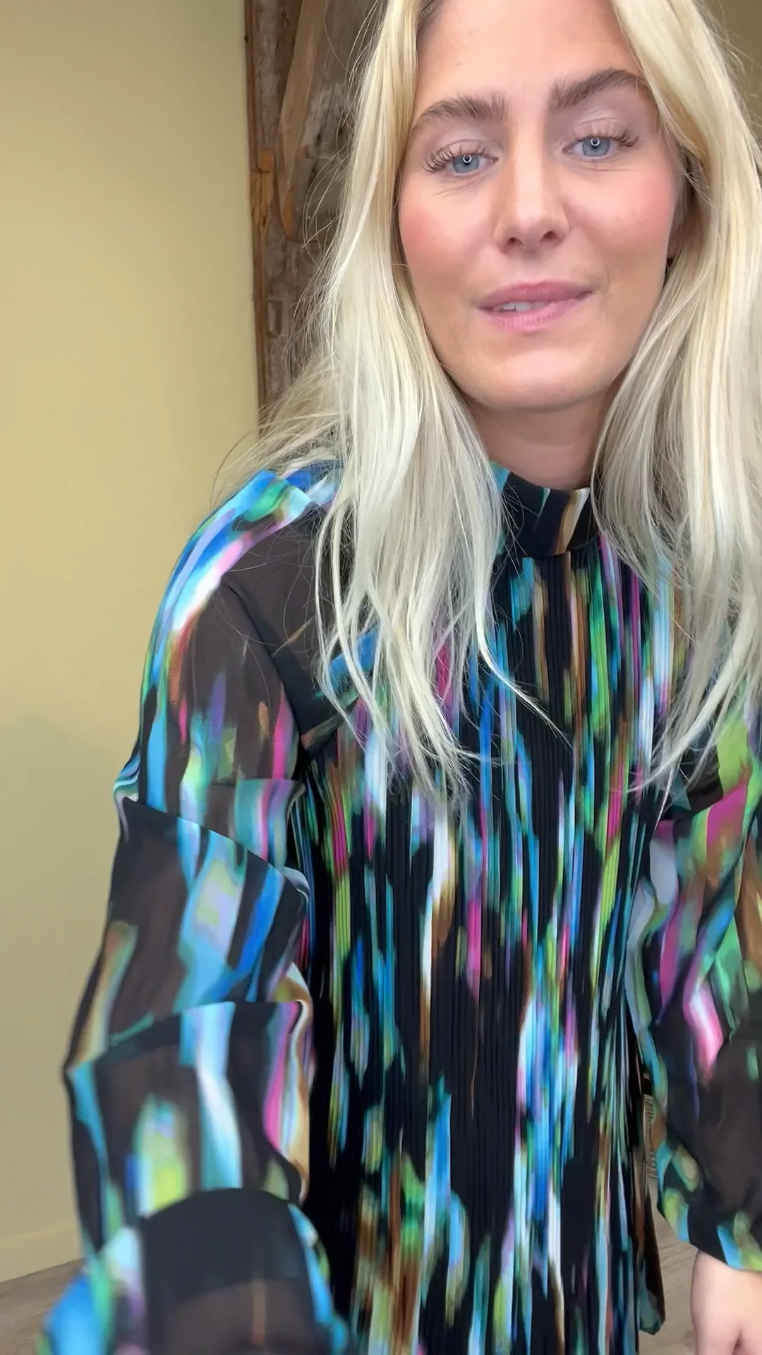 Ichi - Kjole - IH Ianni DR - Multi Color on Vimeo