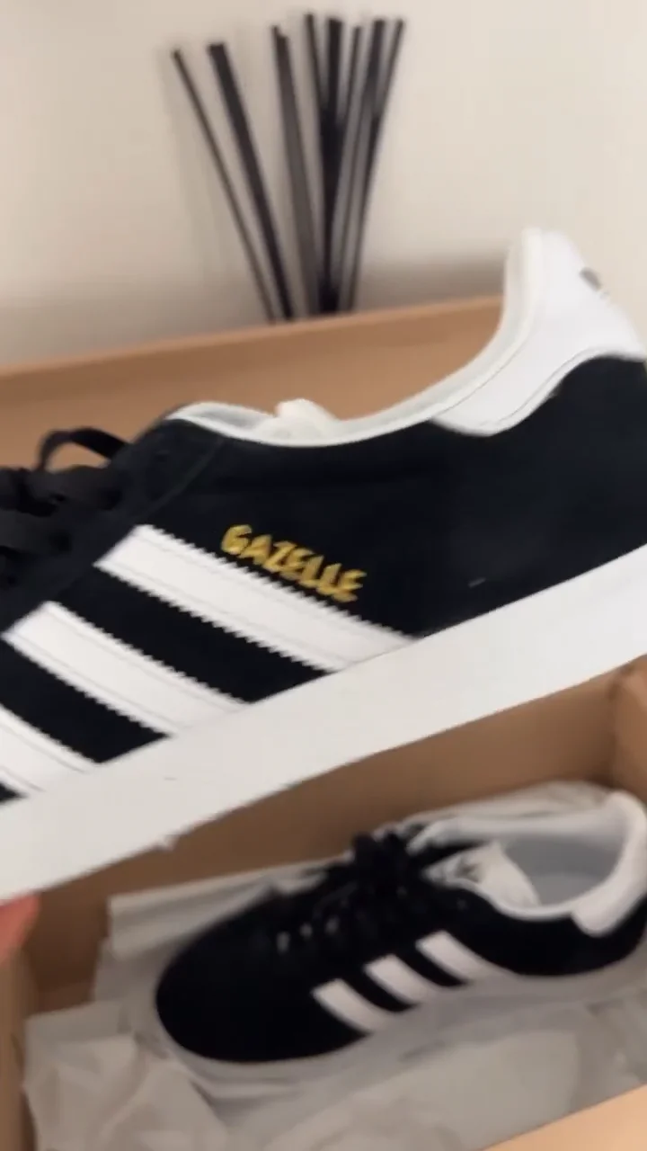 anny.cooper_3219921251002069901 on Vimeo