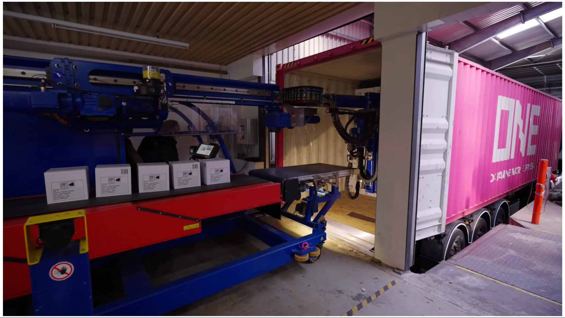 Copal C2 Box unloading