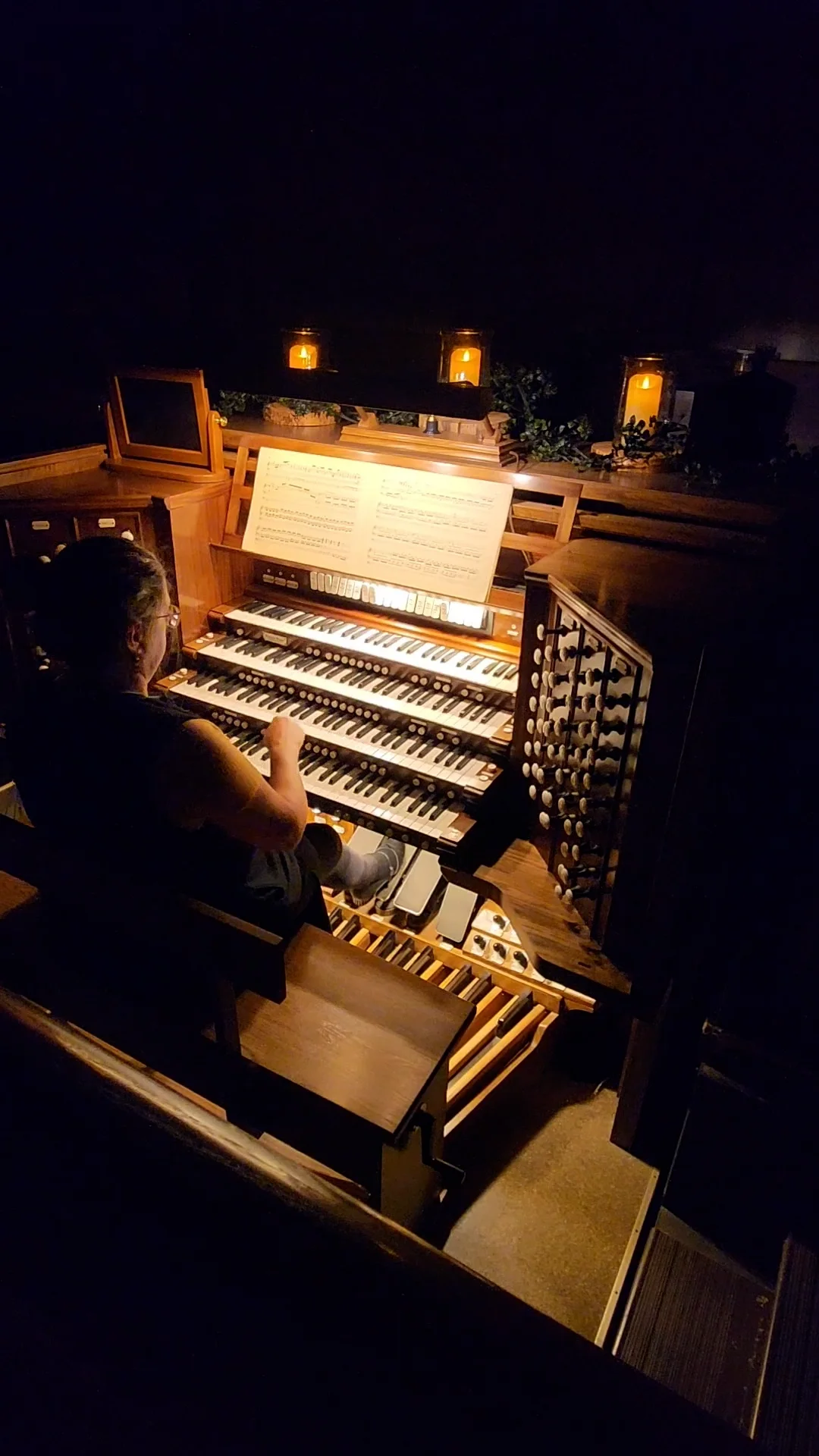 Val Playing Spooky Organ on Vimeo