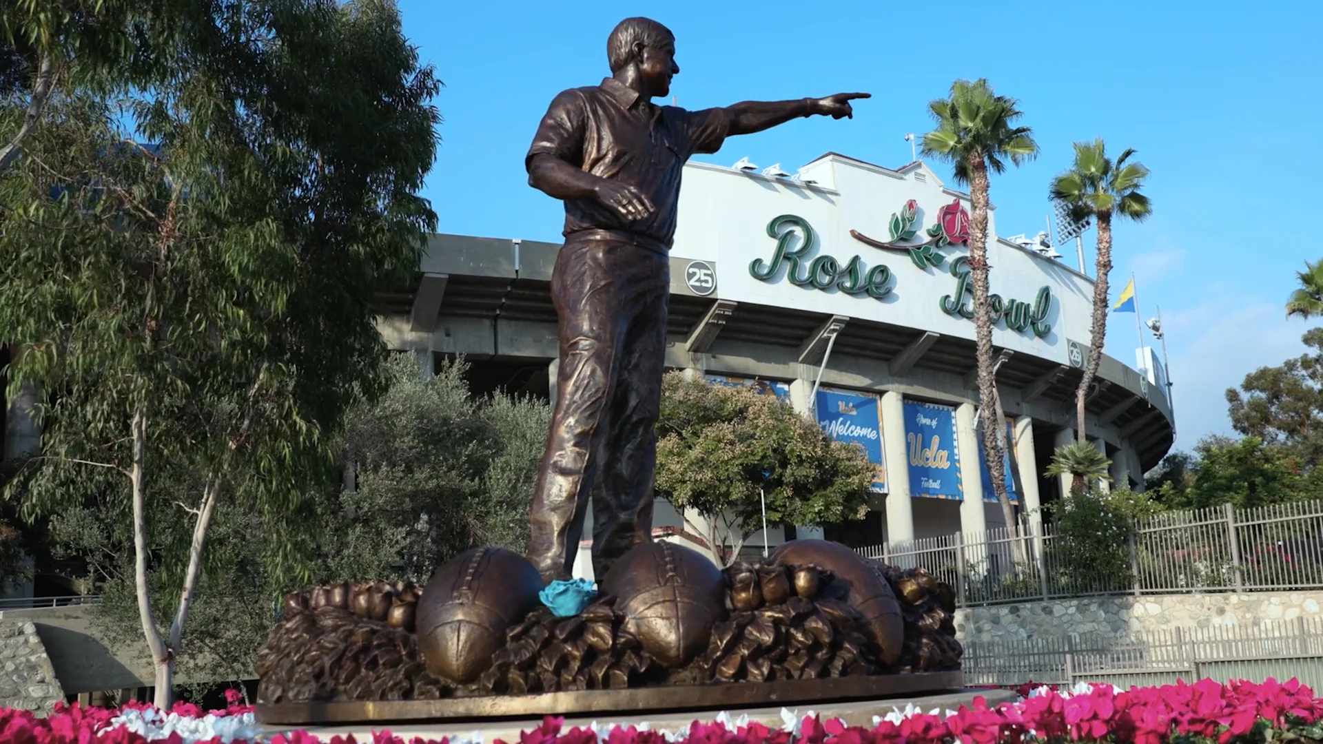 Terry Donahue 151 Roses Statue - Dedication (10/27/2023) - Sizzle