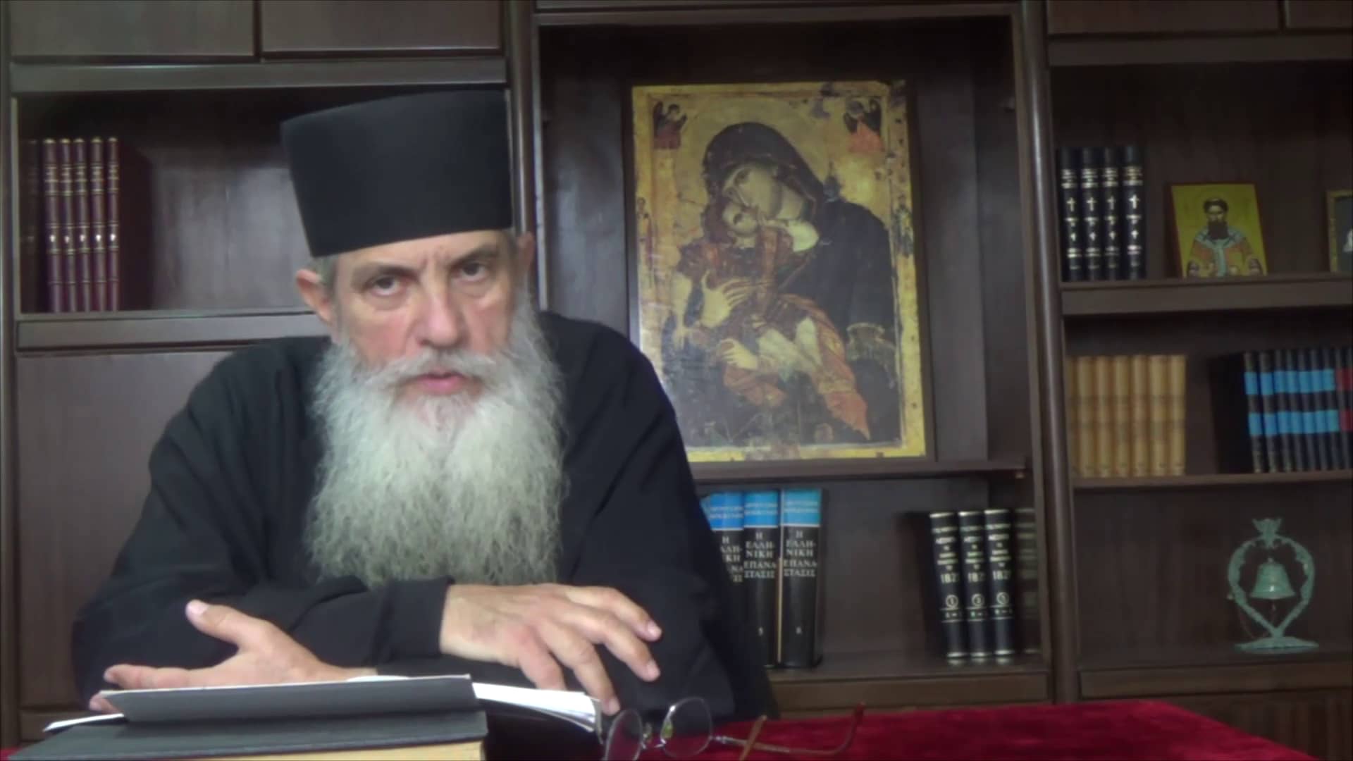 π.Αρσένιος Βλιαγκόφτης- Η ανδρεία του '40 και η αφωνία του σήμερα on Vimeo