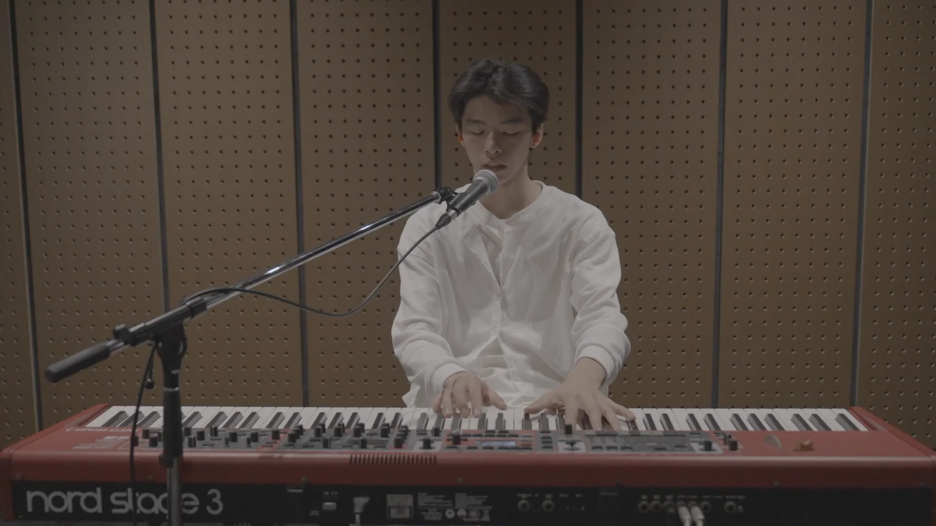 Keep Your Head Up Princess by Eugene Yan on Vimeo